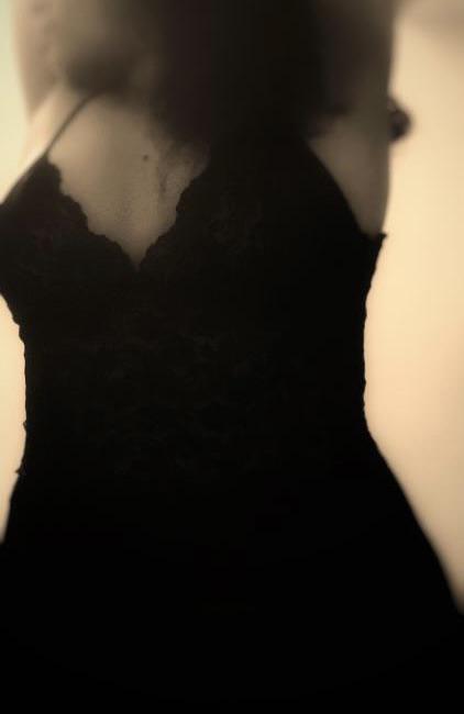 Friday evening attire 😍 | Scrolller