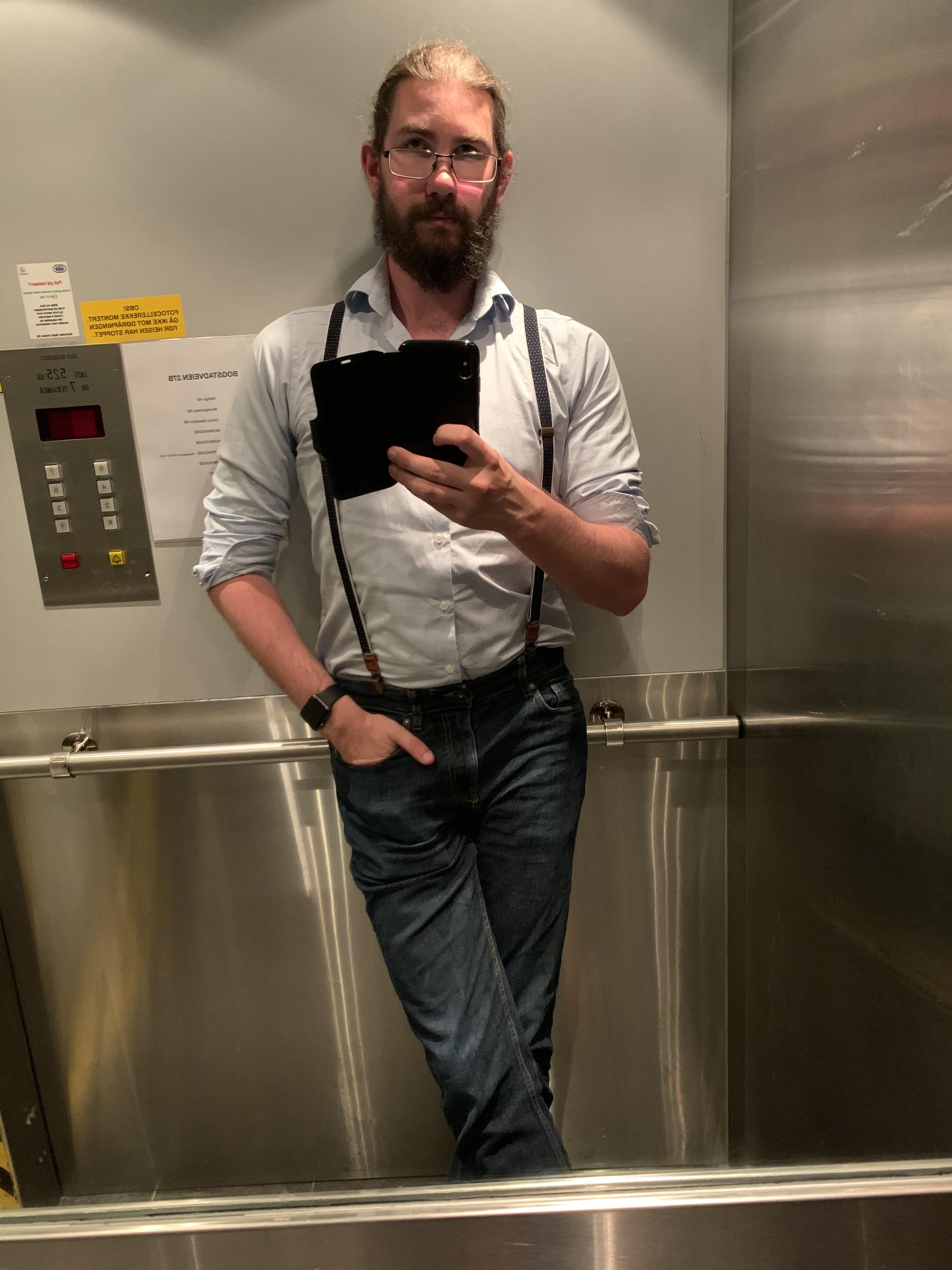 Friday work clothes! | Scrolller