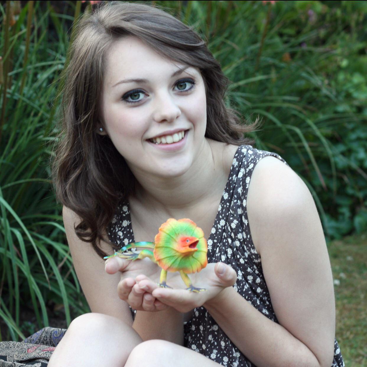 Frilled Lizard | Scrolller