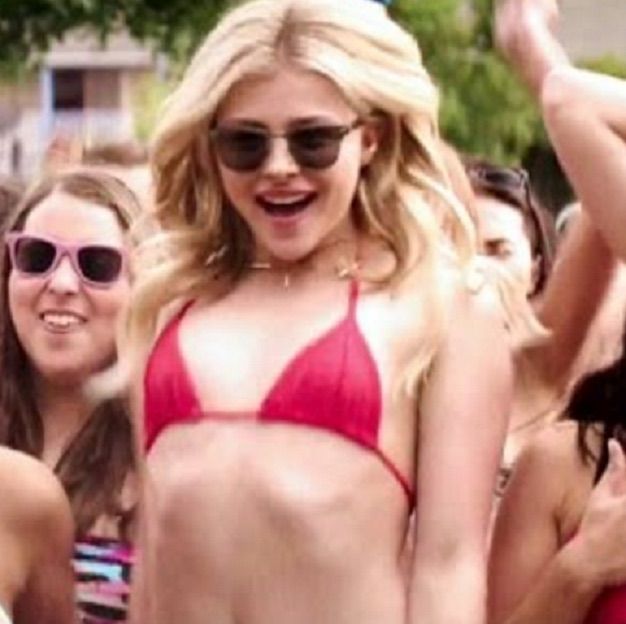 From Neighbors 2 | Scrolller