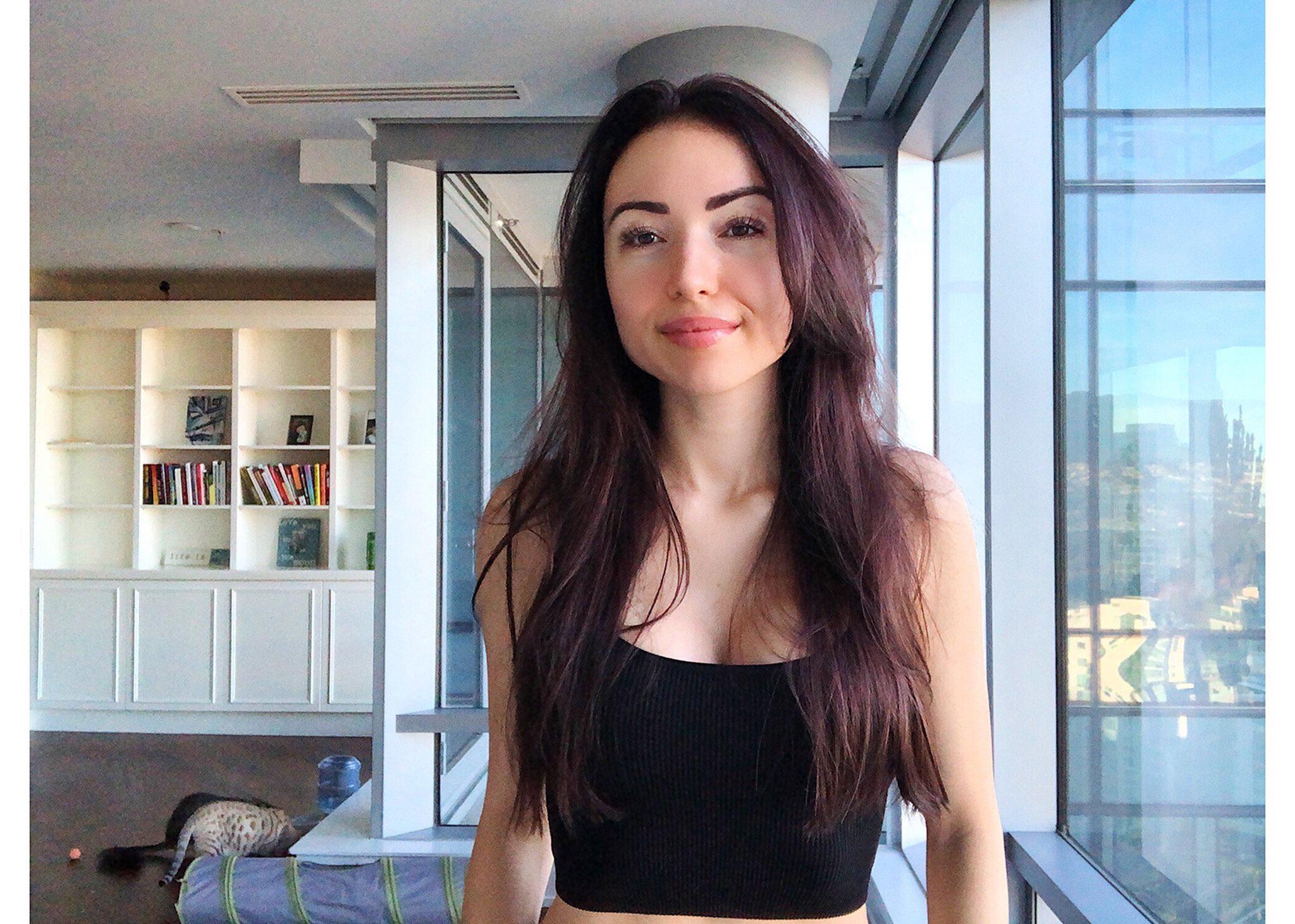 From Twitter | Scrolller