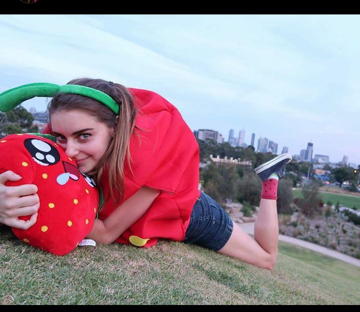 Fruity a cutie💕 | Scrolller