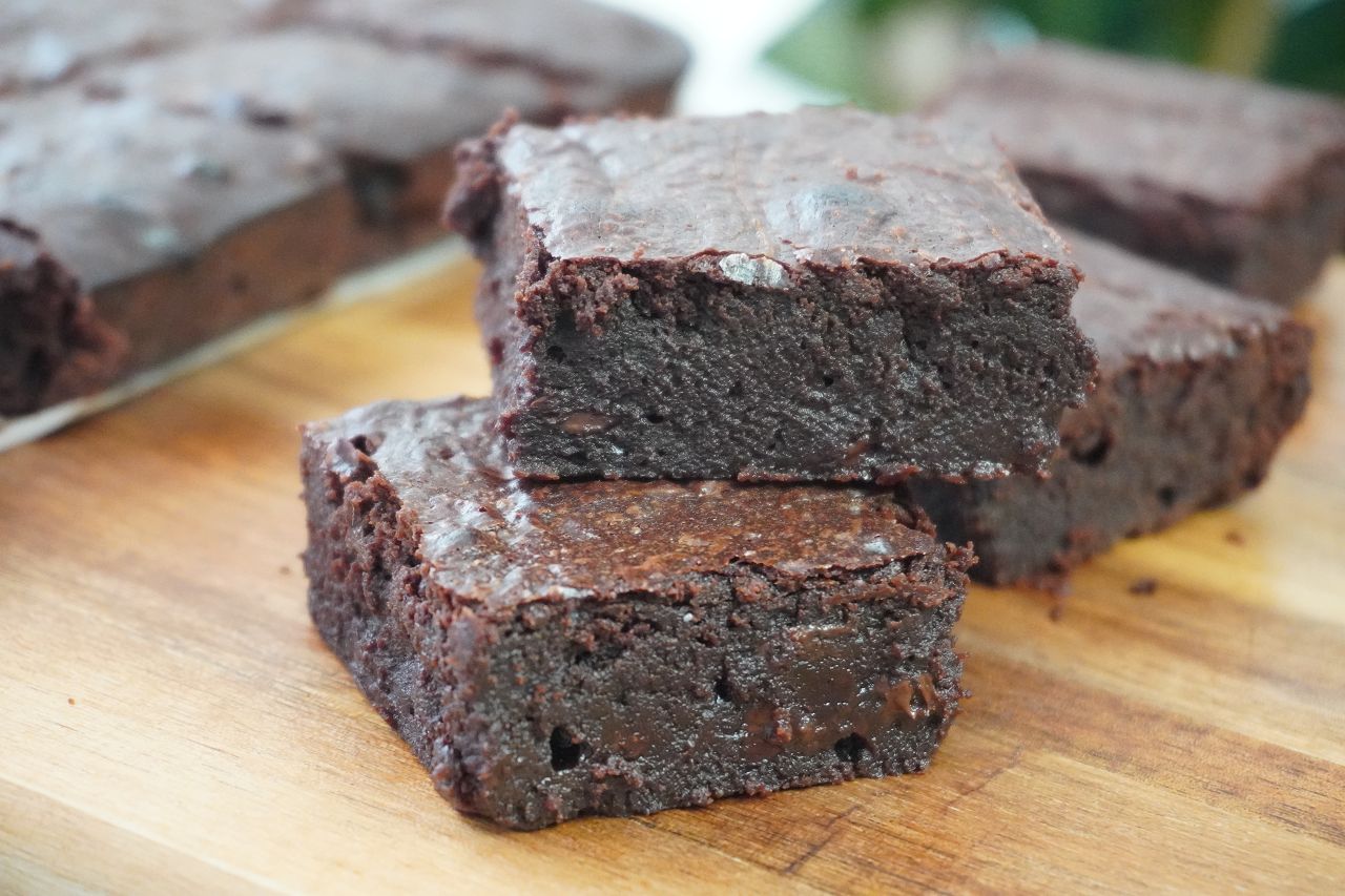 Fudgy Chocolate Brownies | Scrolller