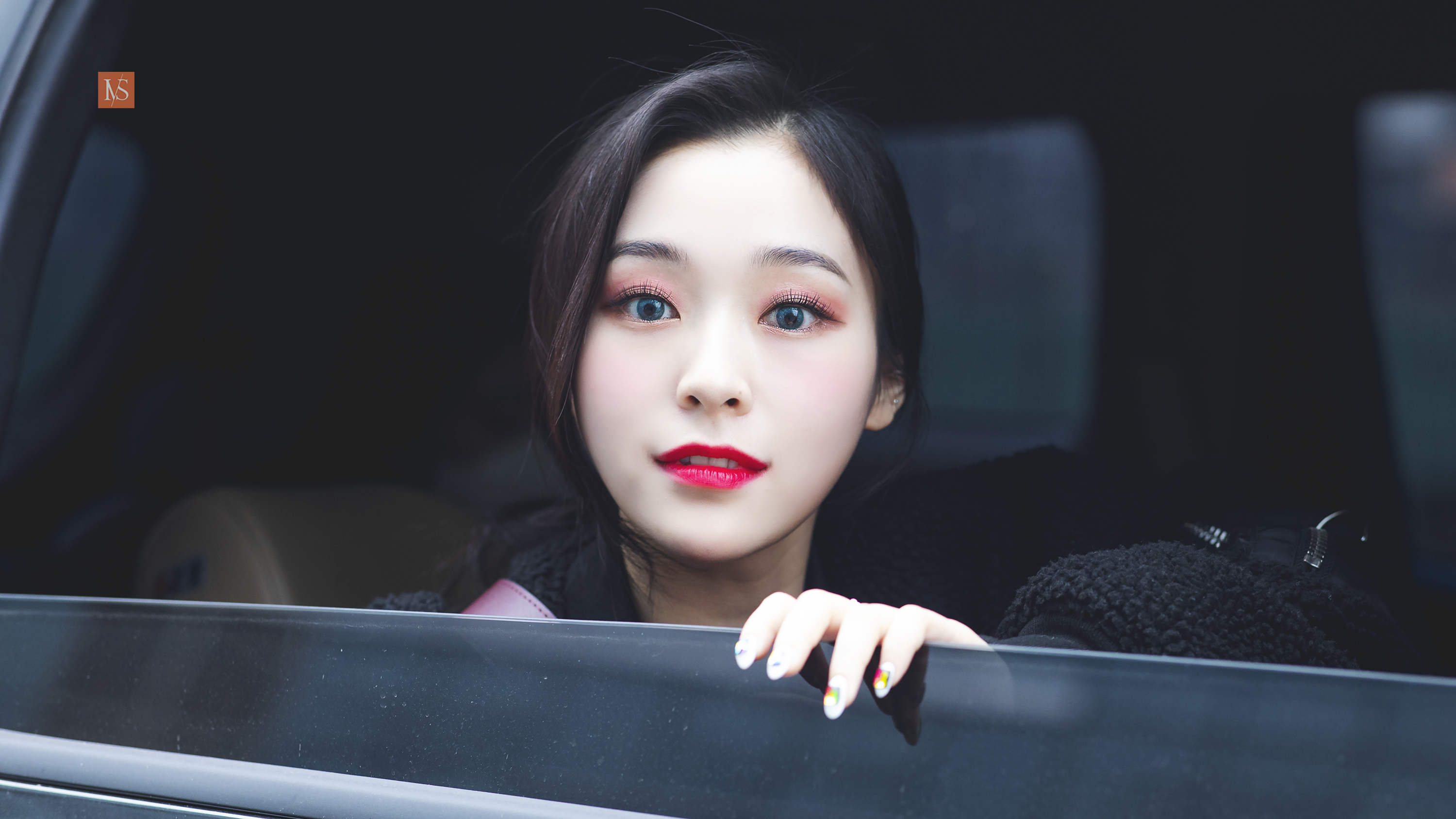 Gahyeon | Scrolller