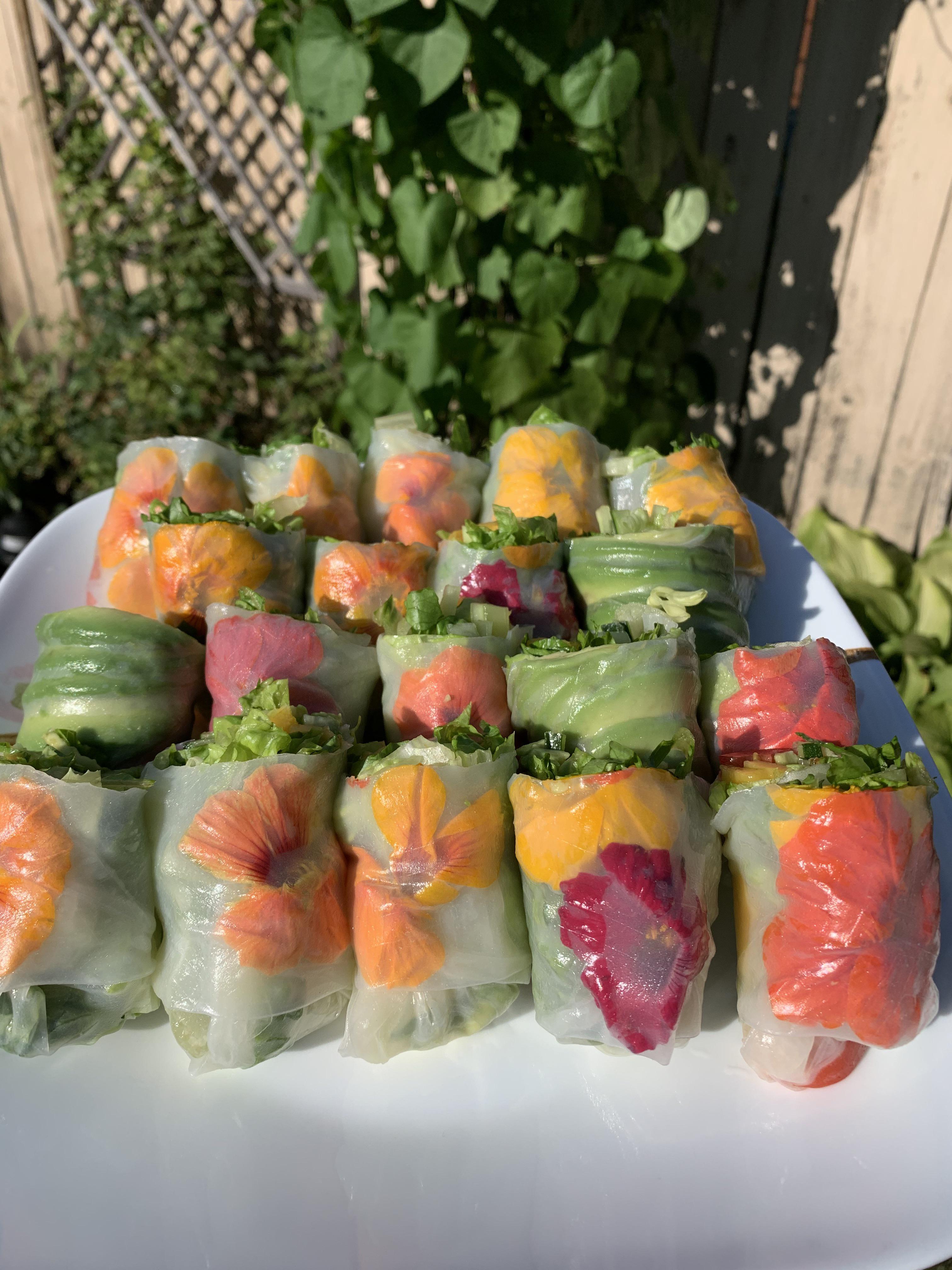 Garden Summer rolls with edible flowers | Scrolller