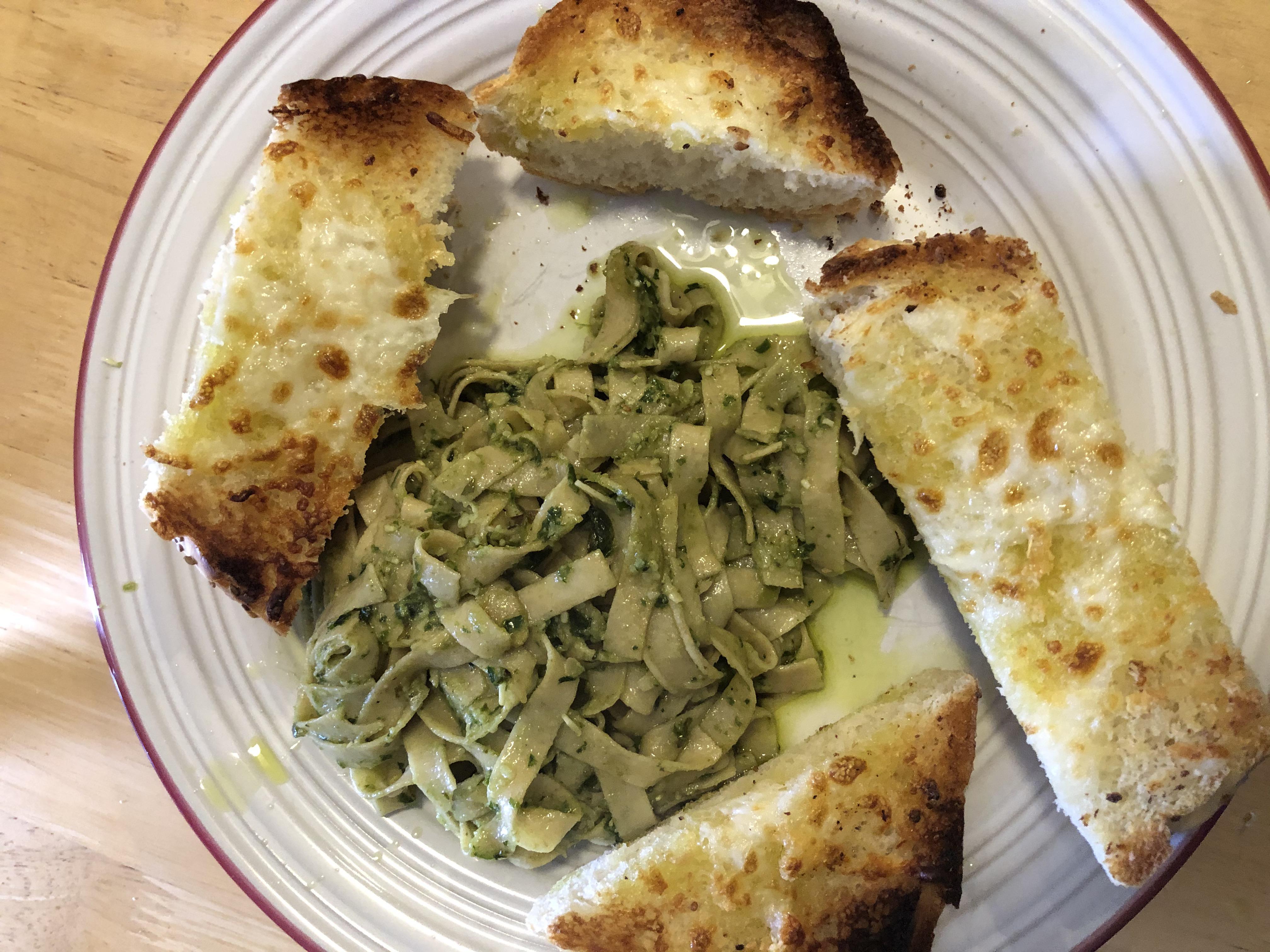 Garlic Bread | Scrolller