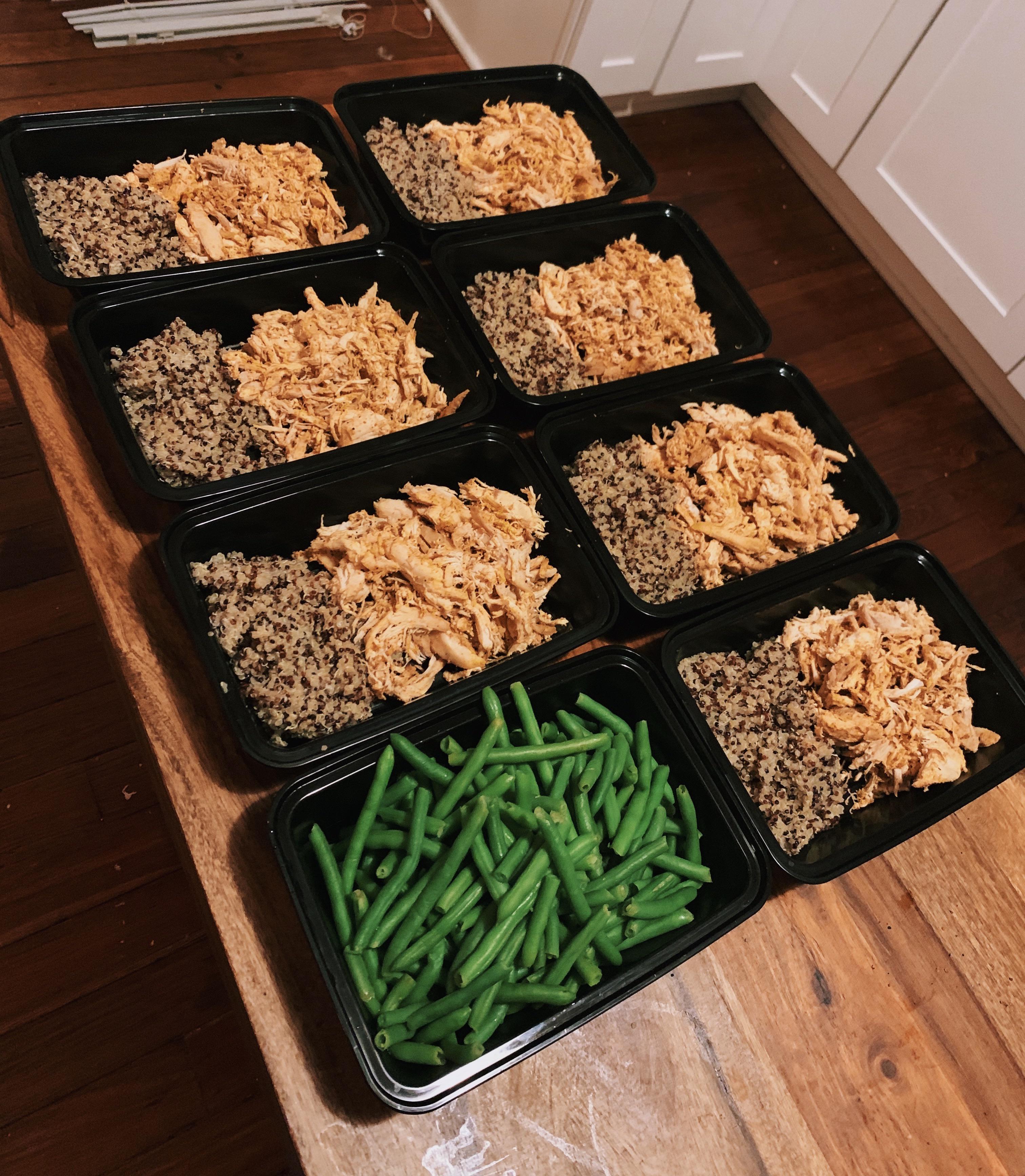 Garlic butter quinoa, rotisserie chicken and green beans | Scrolller