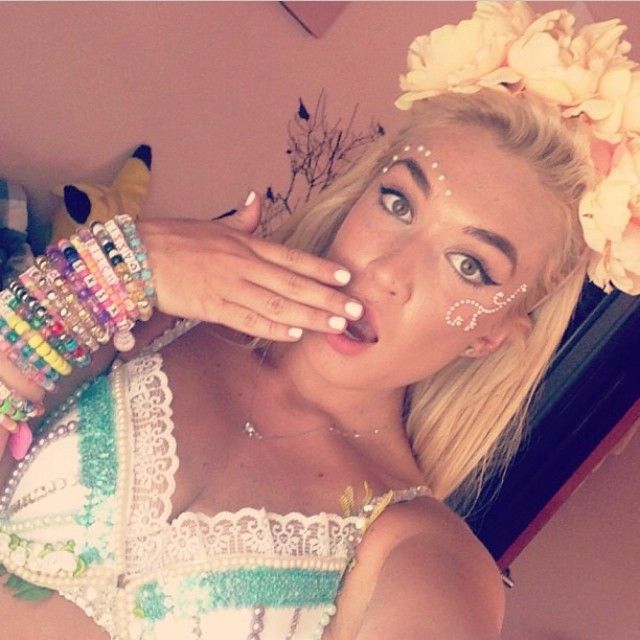 Discover more like Ravergirl: *Gasp* and Related Content | Scrolller