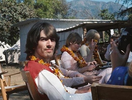 George Harrison 1968 | Scrolller