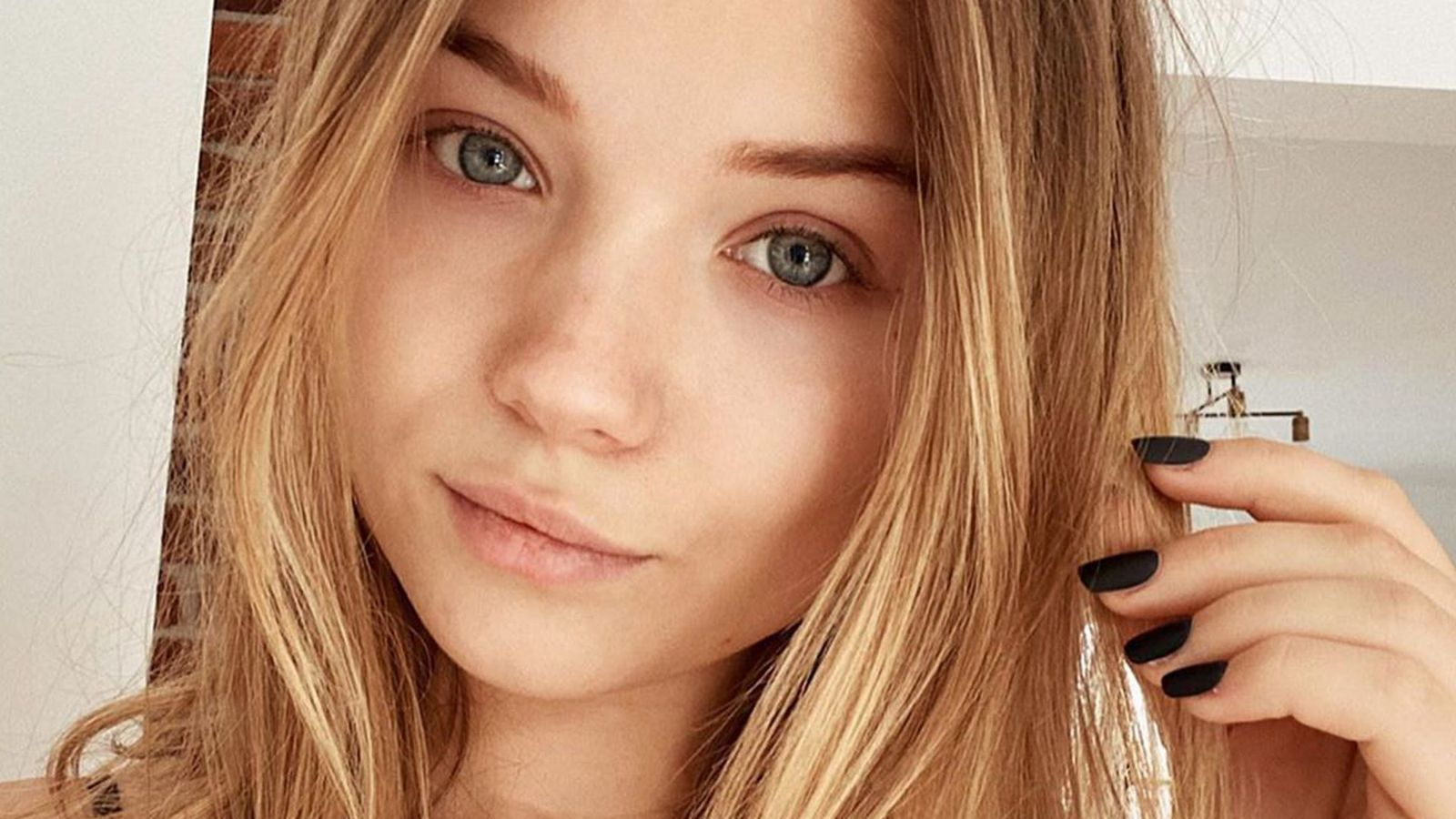 German Influencer Julia Beautx | Scrolller