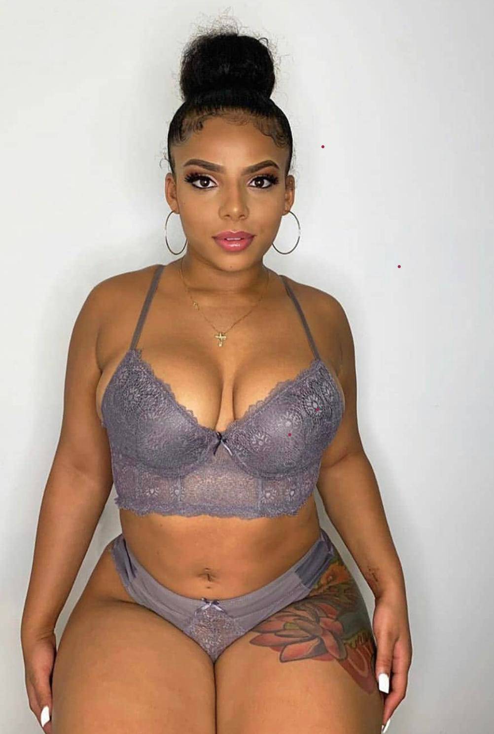 Get her full folder in comments 👇👇👇 | Scrolller