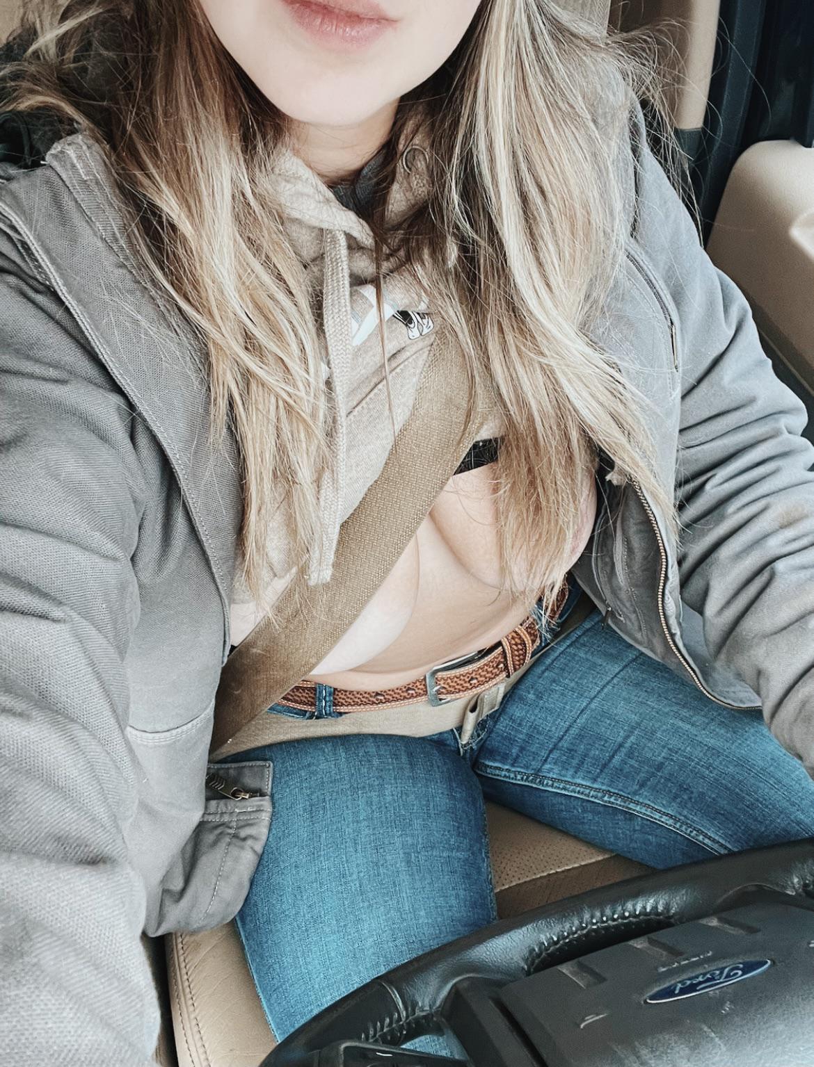 Get you a girl who drives a diesel (f) | Scrolller