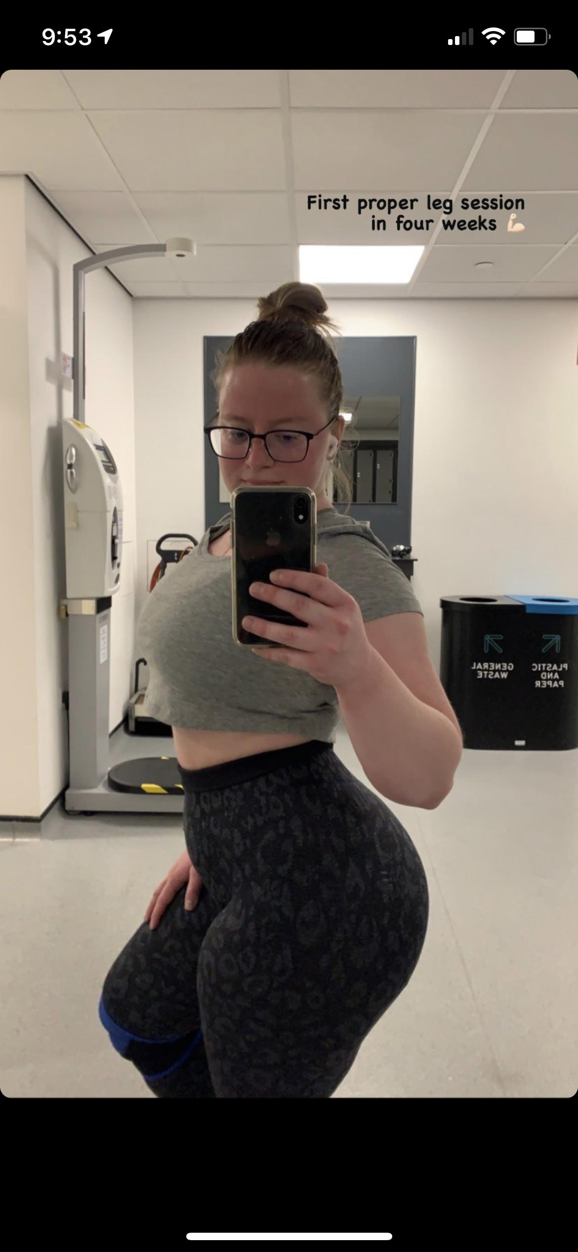 Getting her backside back at it | Scrolller