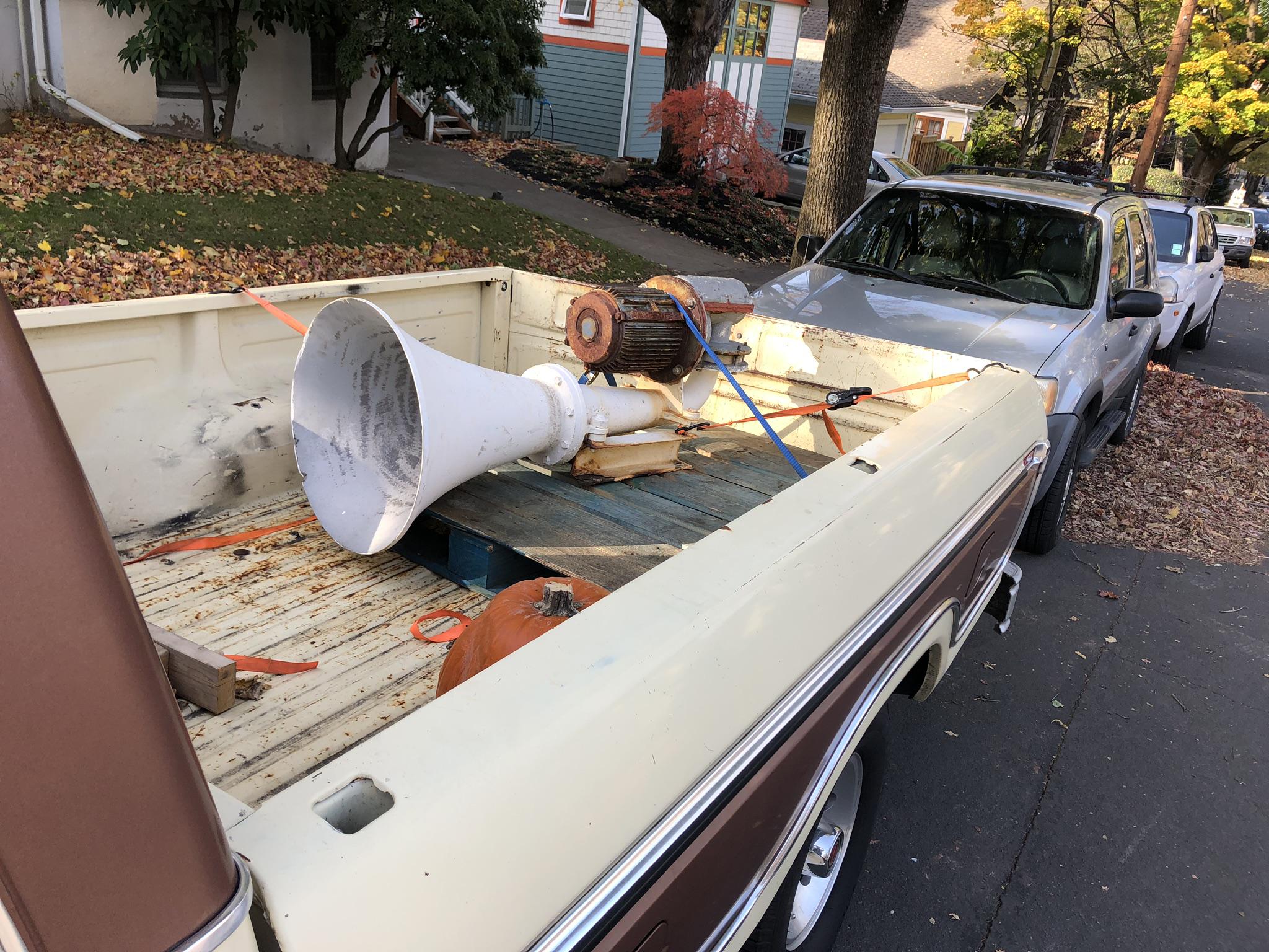 Getting ready to clap back | Scrolller