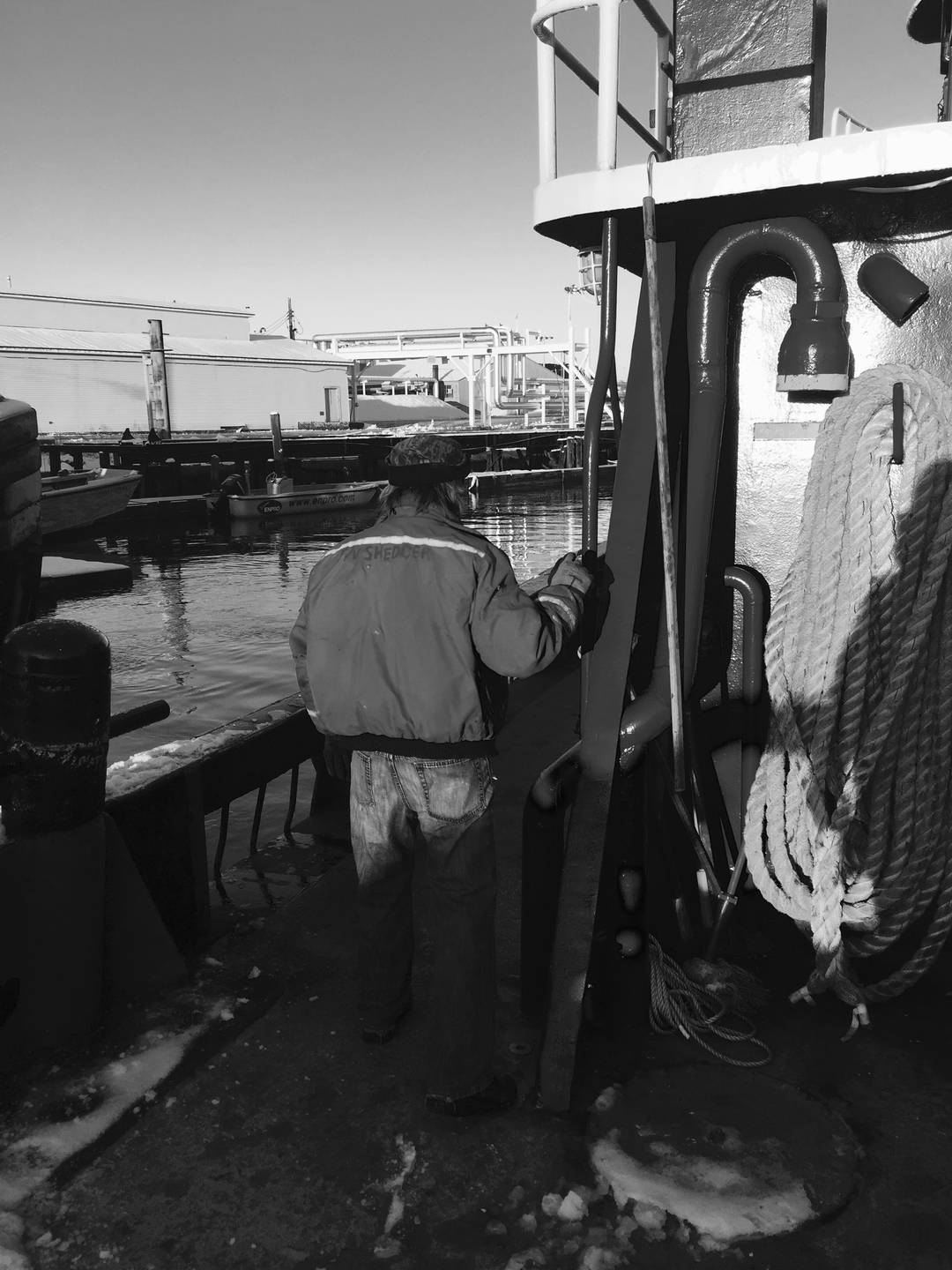 Getting ready to tie up after a barge shift | Scrolller