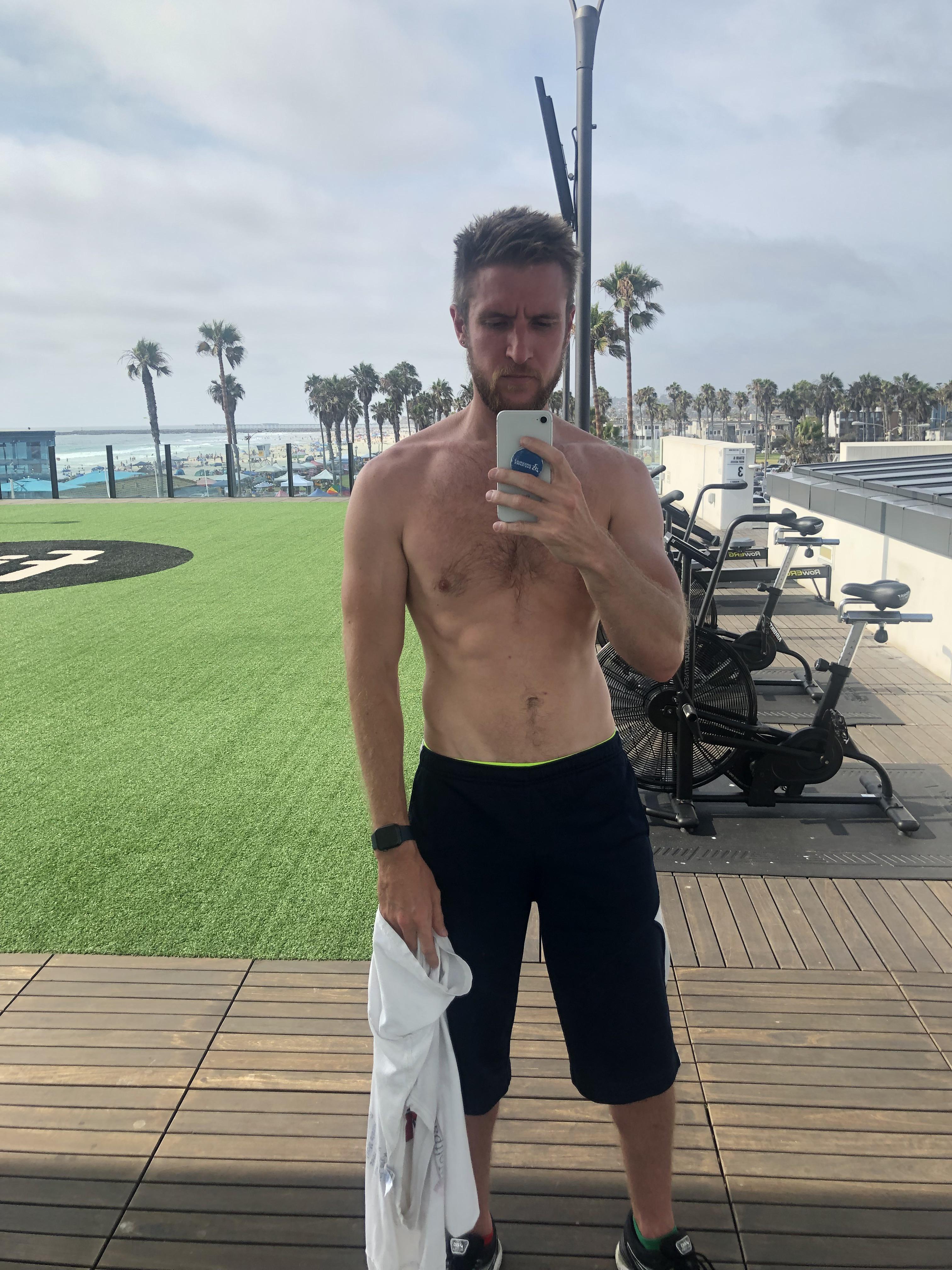Getting sweaty at the gym | Scrolller Getting sweaty at the gym | Scrolller
