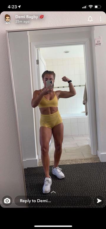 Getting thicker 🤤 | Scrolller