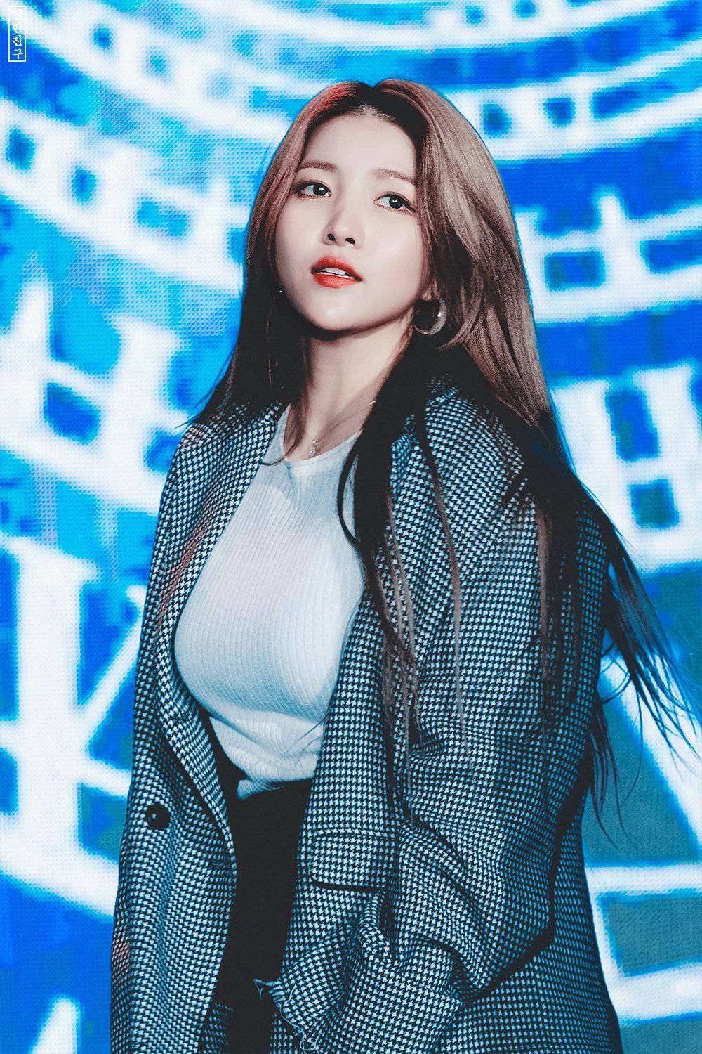 GFriend - Sowon | Scrolller