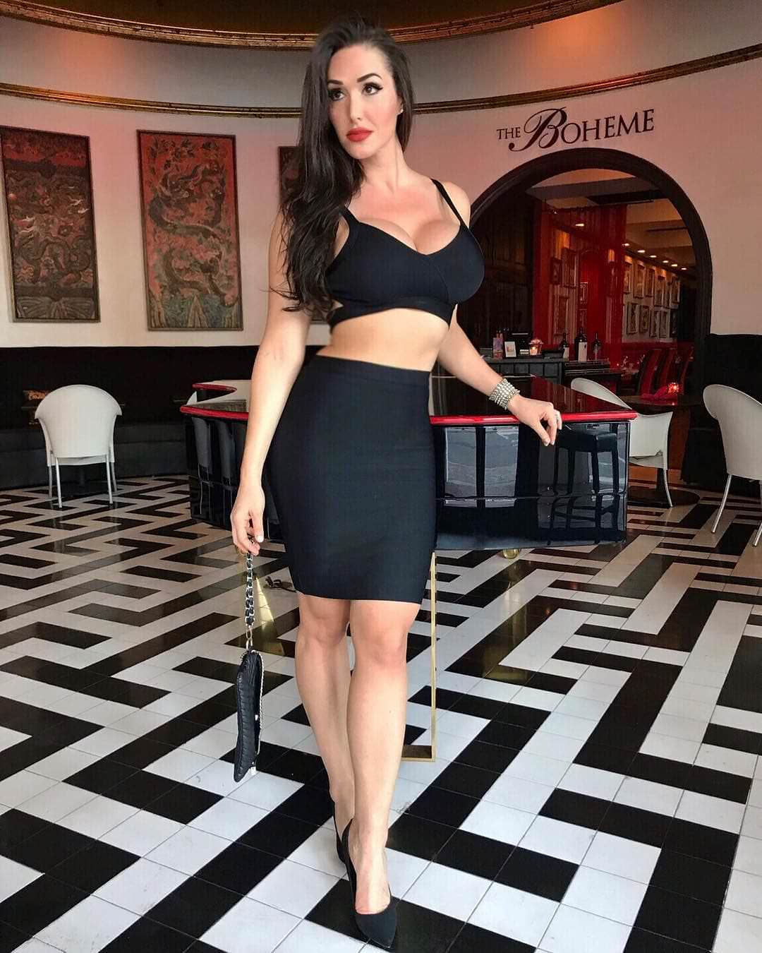 Gia Macool | Scrolller