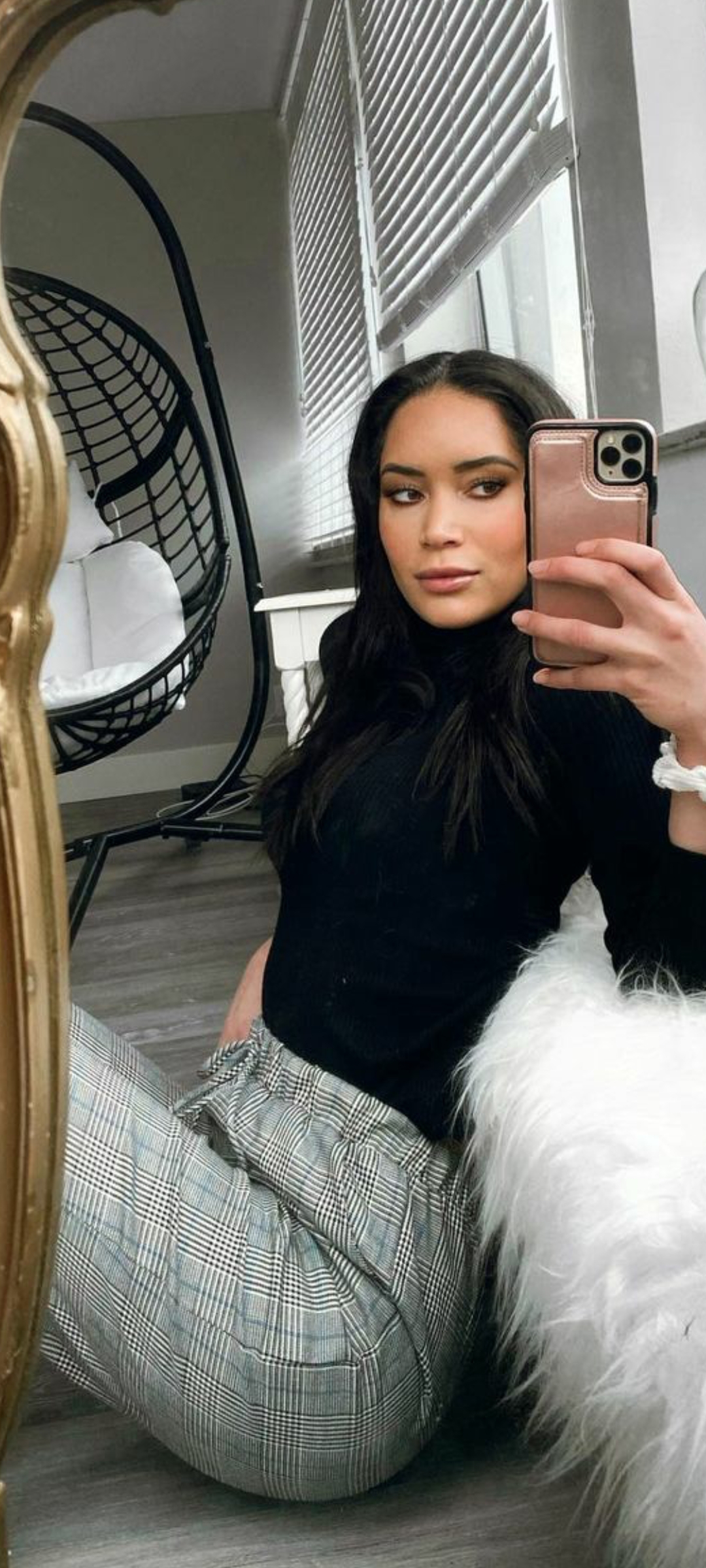 Gianna Hammer | Scrolller