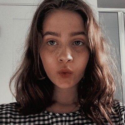 gingham girl | Scrolller