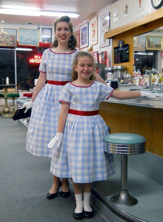 Girl's 1950s party dress (Sense and sensibility pattern) | Scrolller