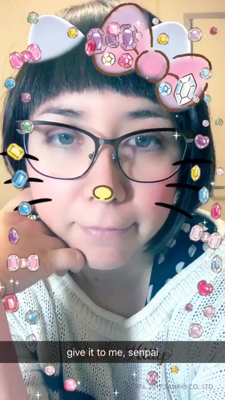 Give it to me senpai | Scrolller