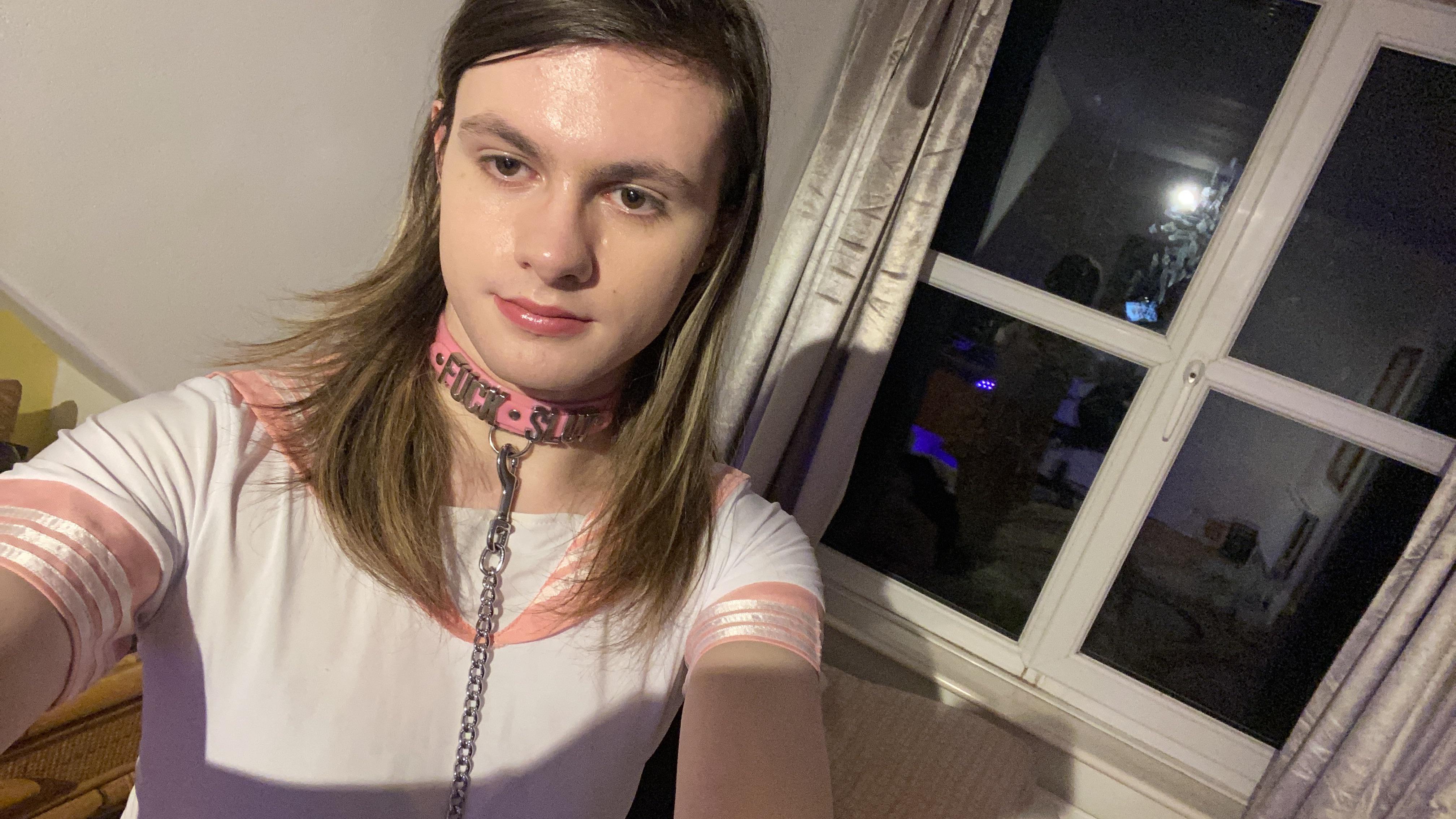 Give me dares to do at my window~ | Scrolller