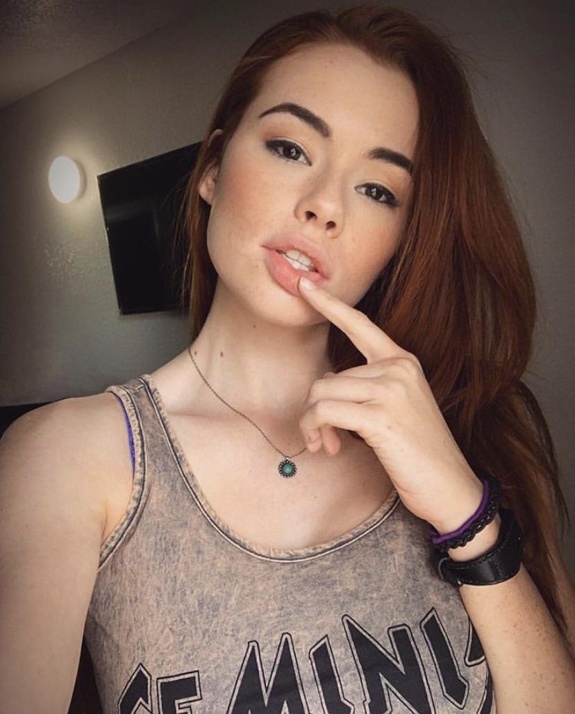 Glamorous | Scrolller