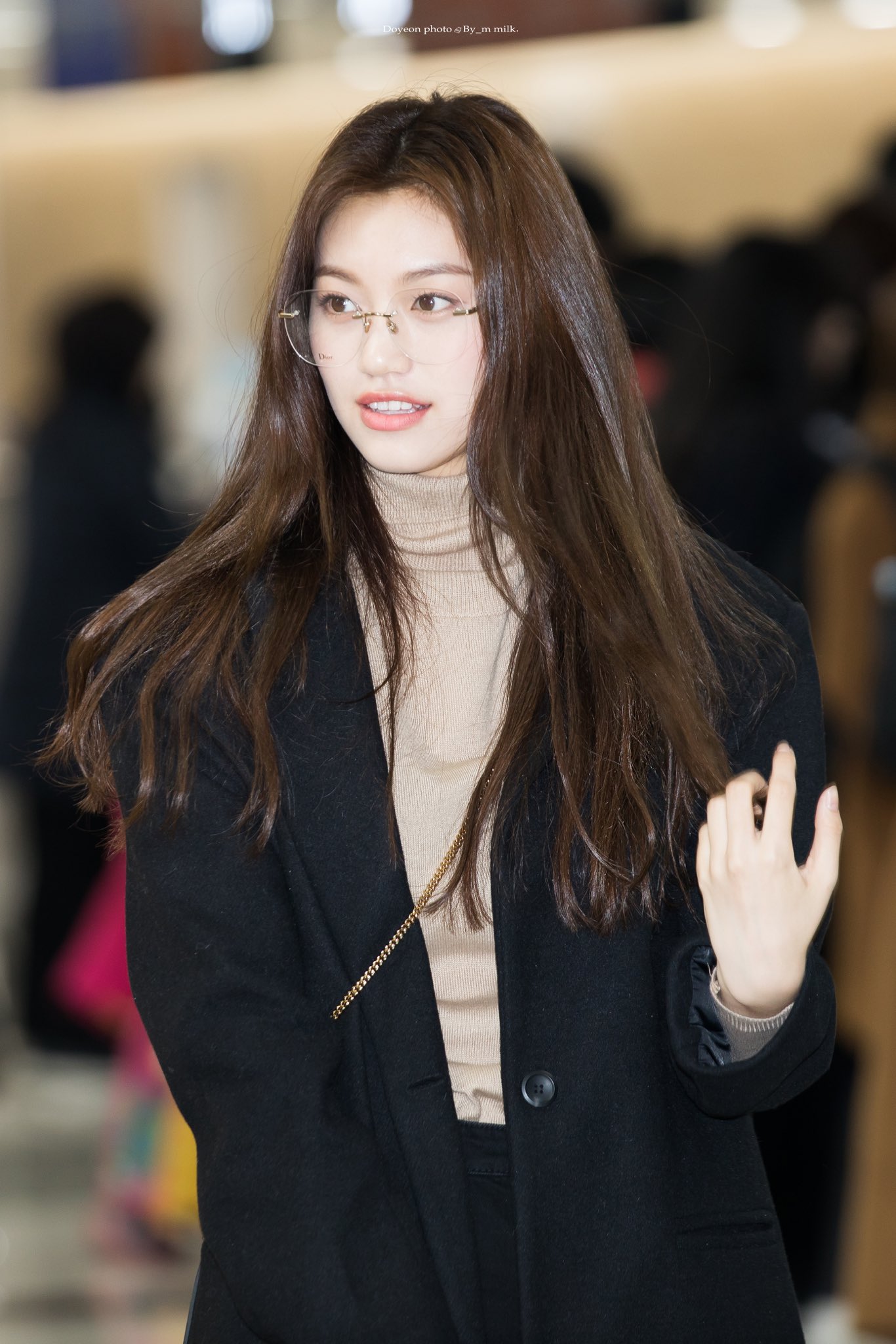 Glasses Doyeon | Scrolller