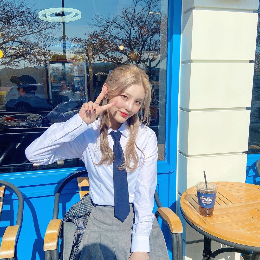 Go Yujin | Scrolller