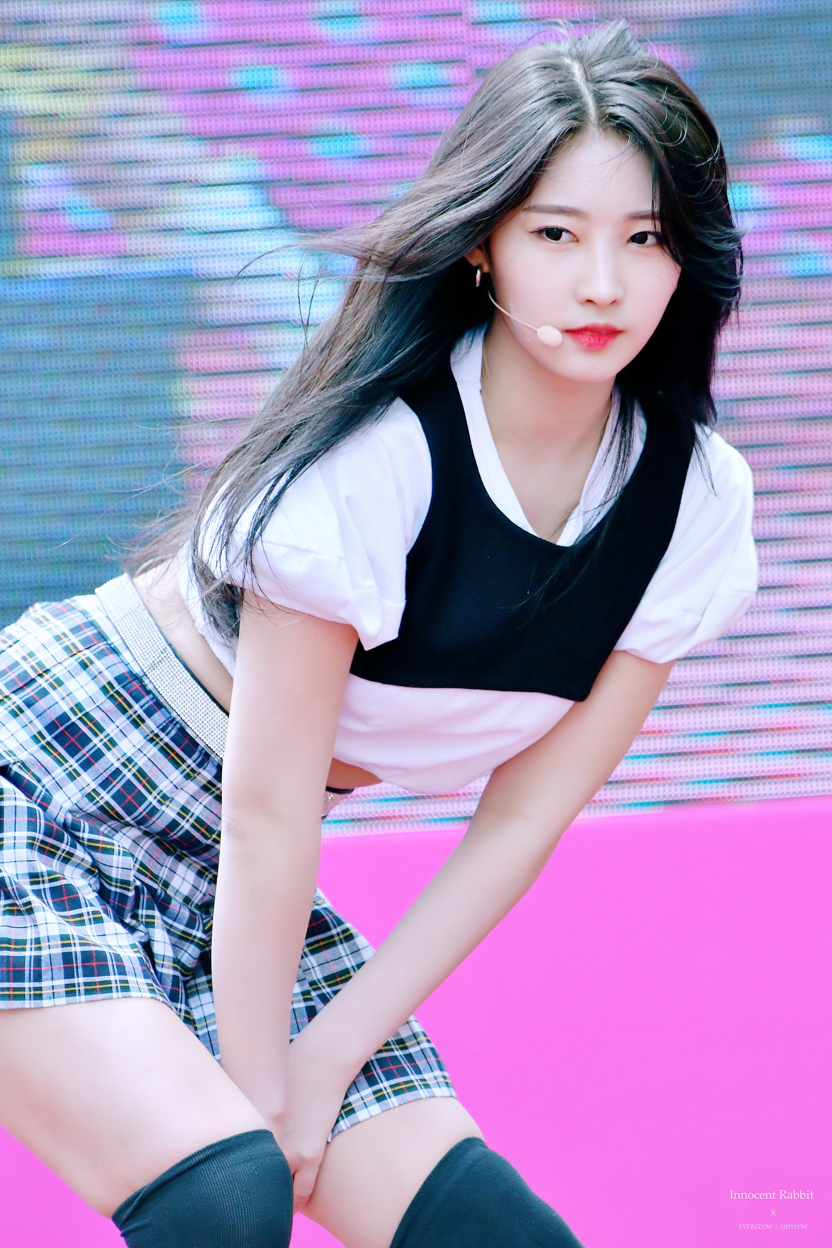 Goddess of wind Sihyeon | Scrolller