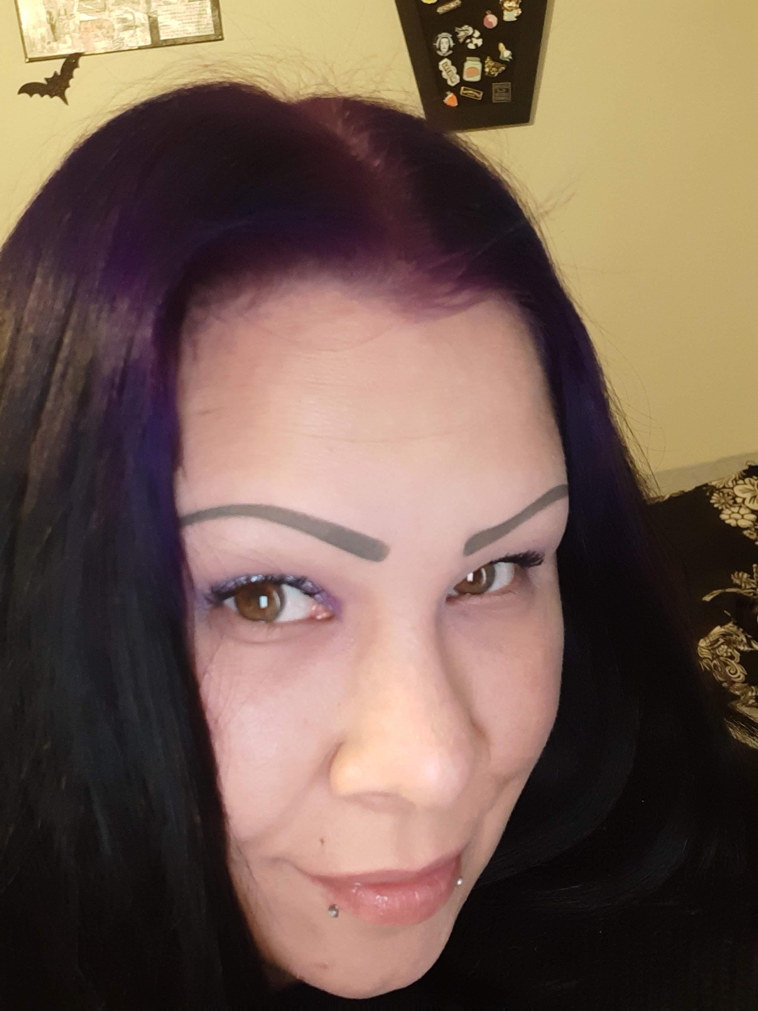 Good evening everyone! | Scrolller