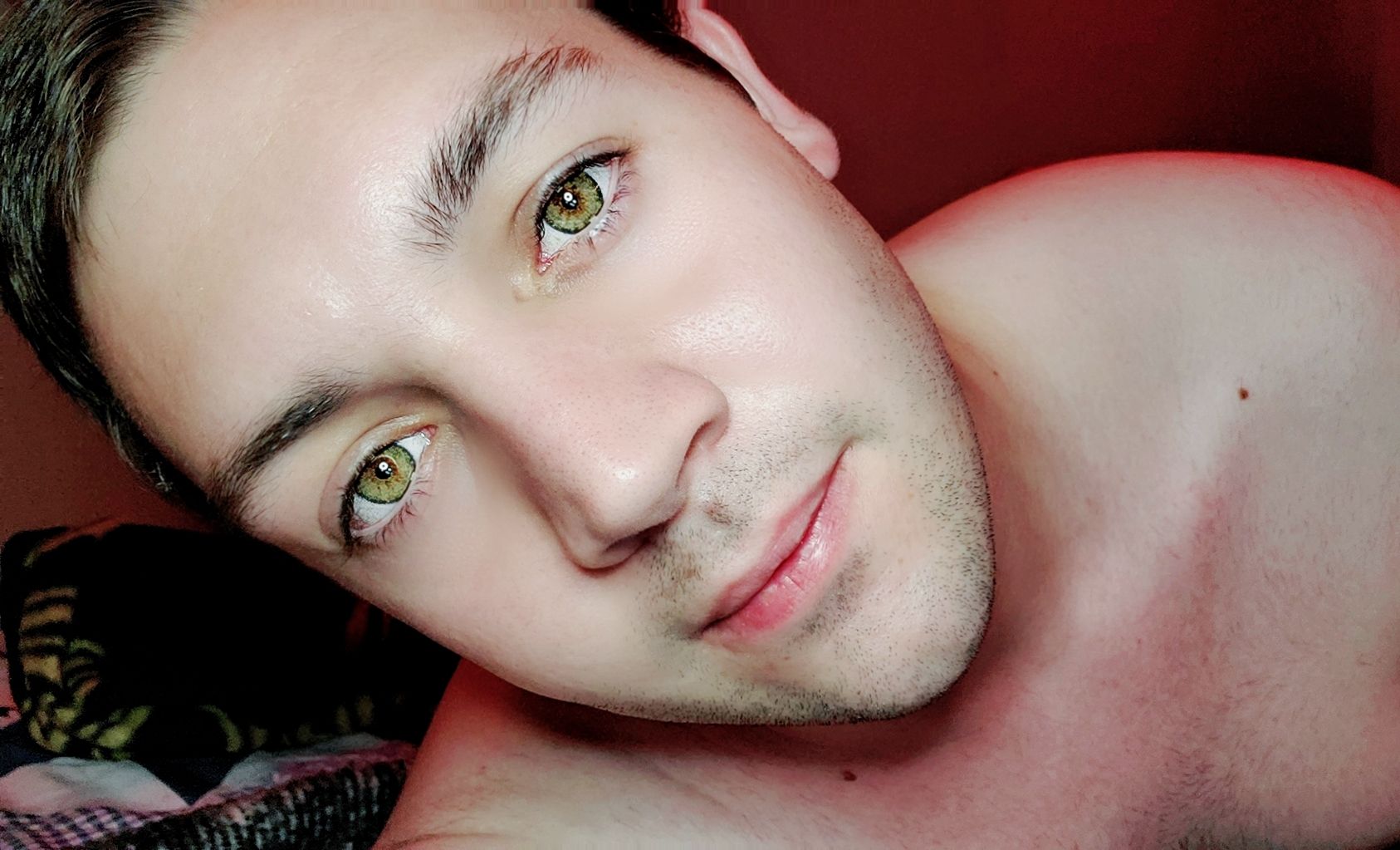 Good evening guys 😃 | Scrolller