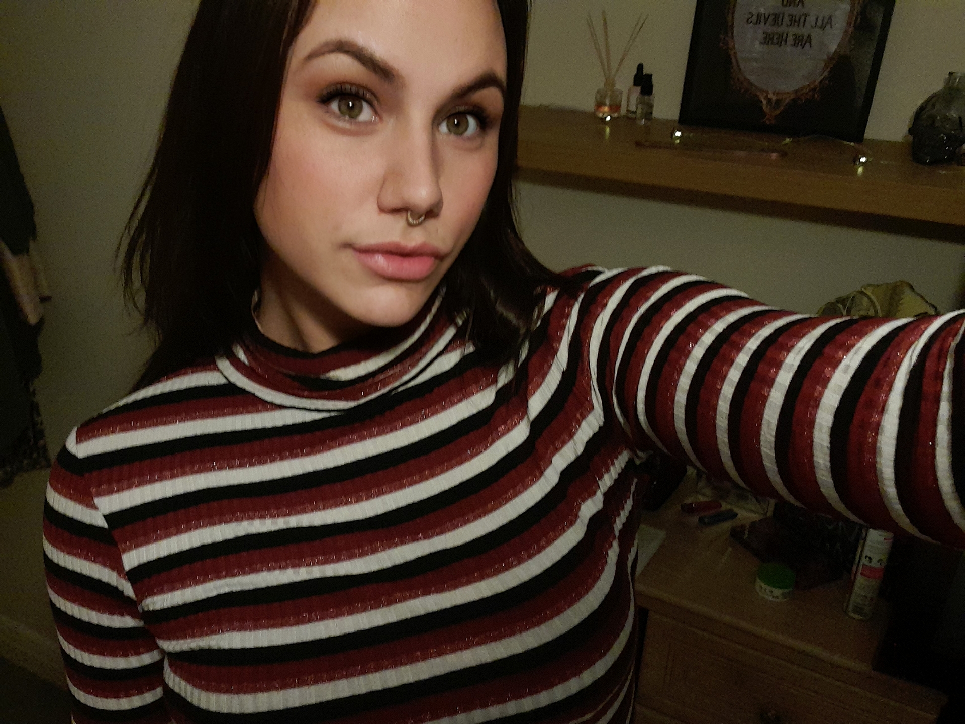 Good evening Reddit 🥰 f29 | Scrolller