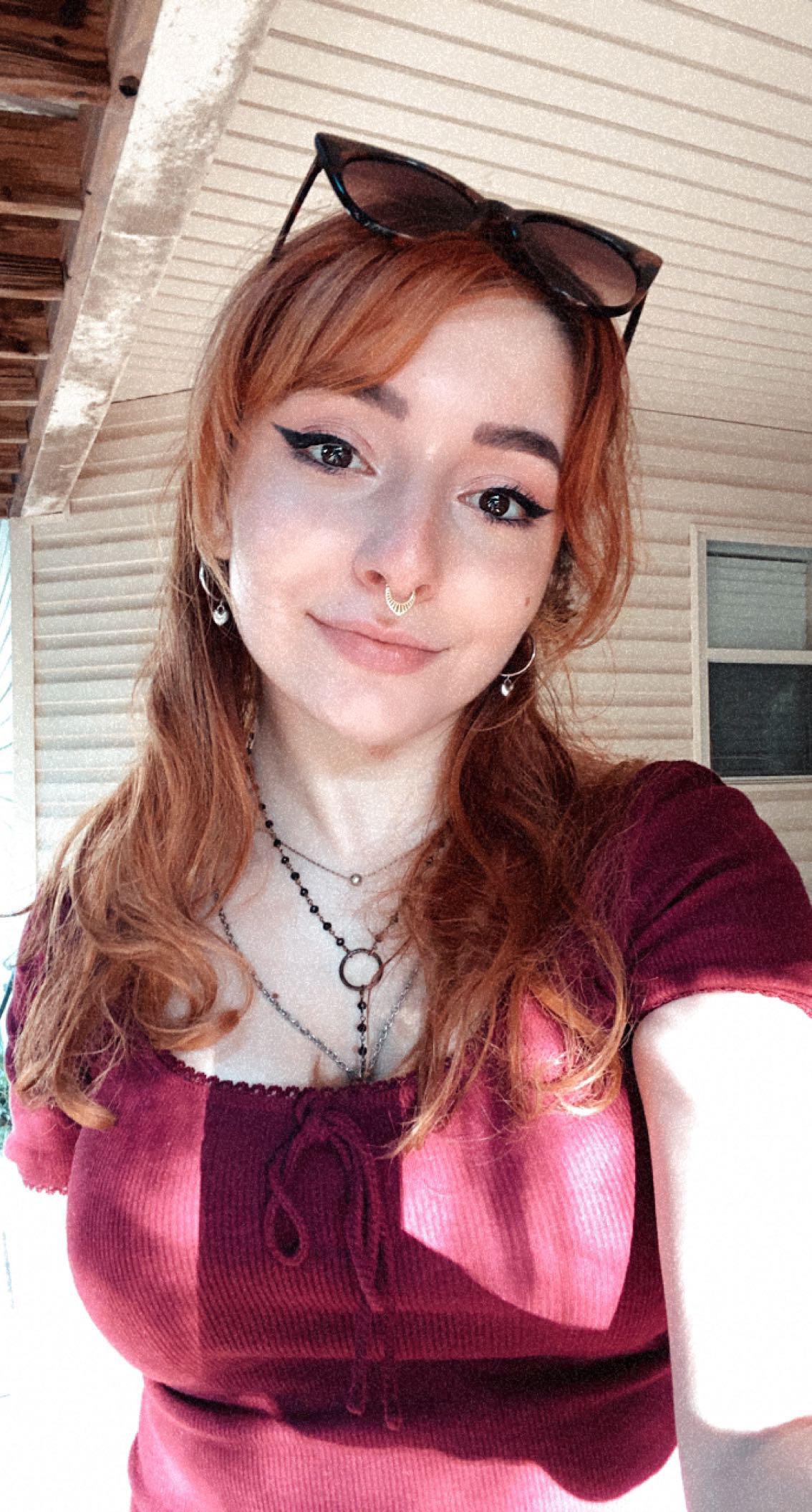 good morning!! 22f | Scrolller