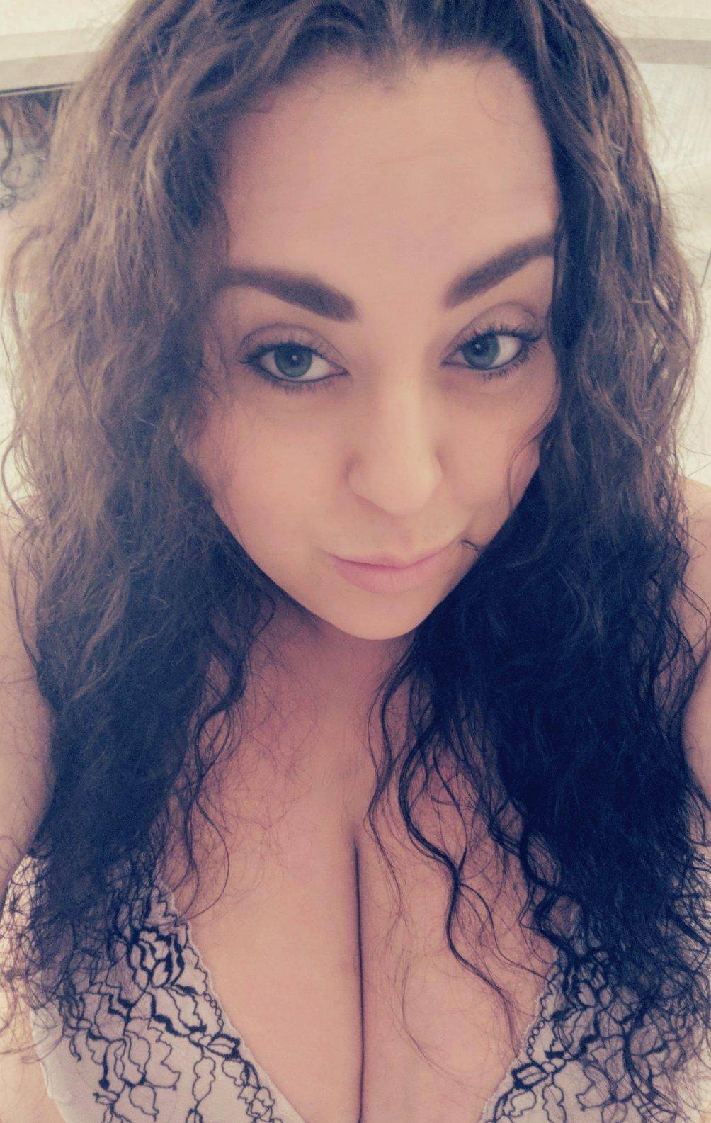 Good Morning and Happy Saturday 😘 | Scrolller