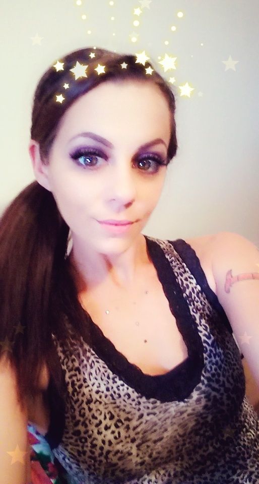 Good morning and I hope you all have wonderful days! Let's have fun ...