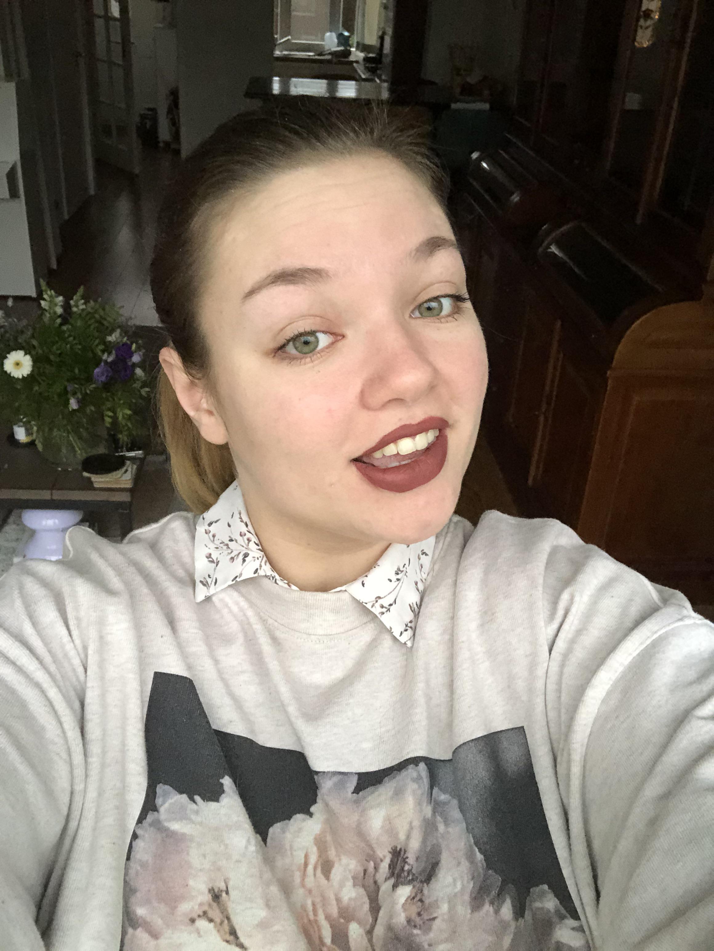 Good morning from my tired green eyes F/22 | Scrolller