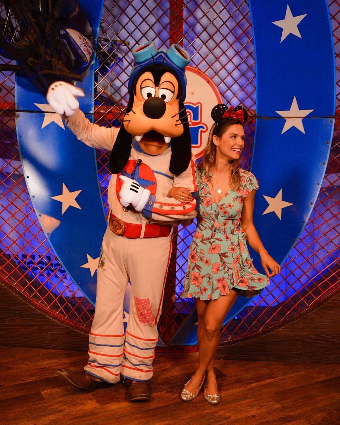 Goofy has done well for himself | Scrolller