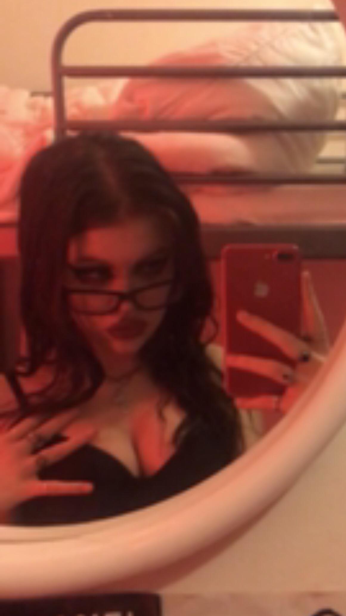 goth bimbo | Scrolller