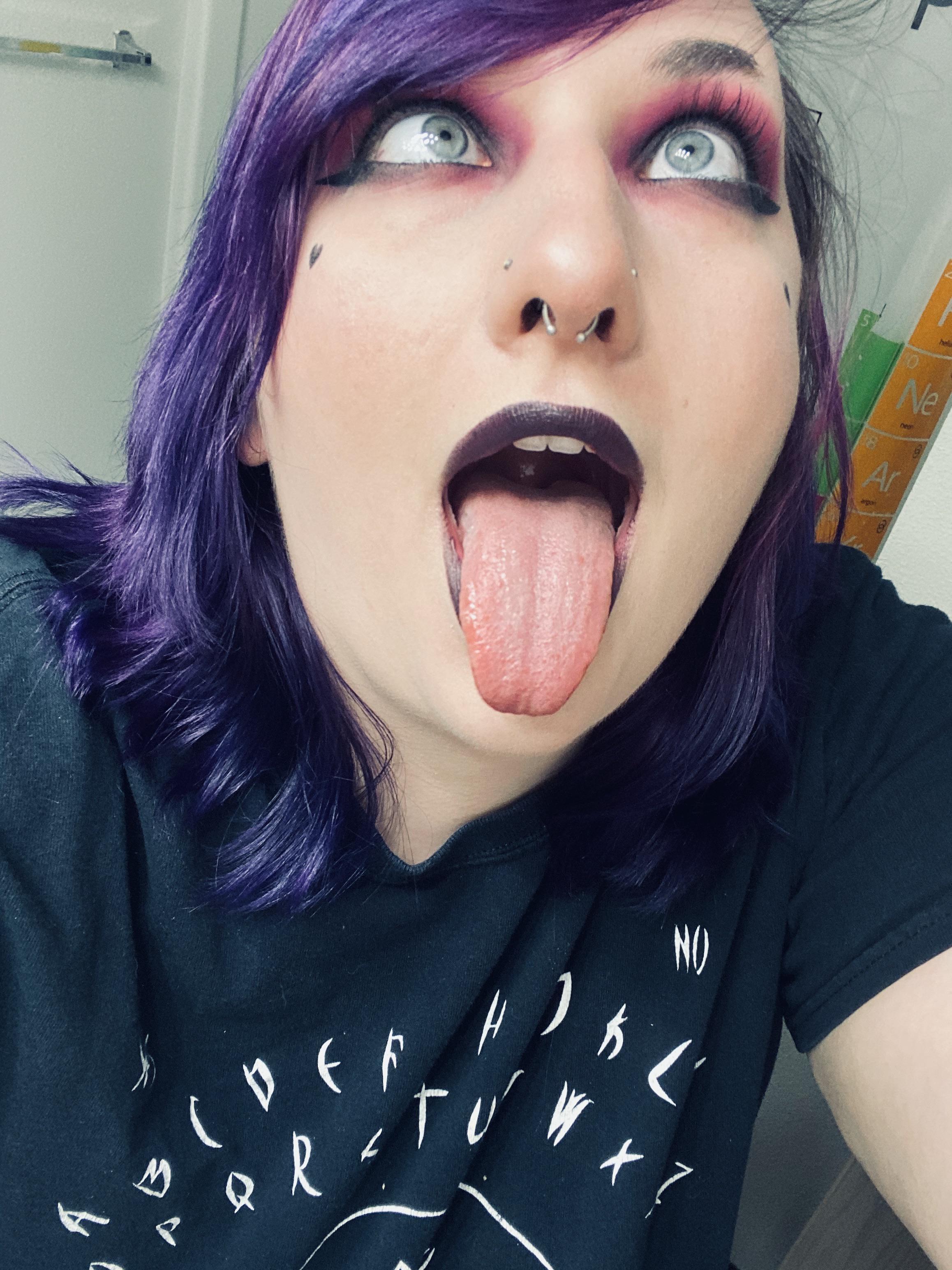 Gothic Ahegao | Scrolller