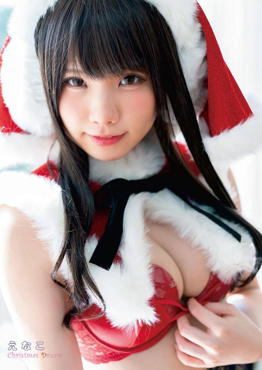 Gravure Christmas: Enako (えなこ) | Scrolller