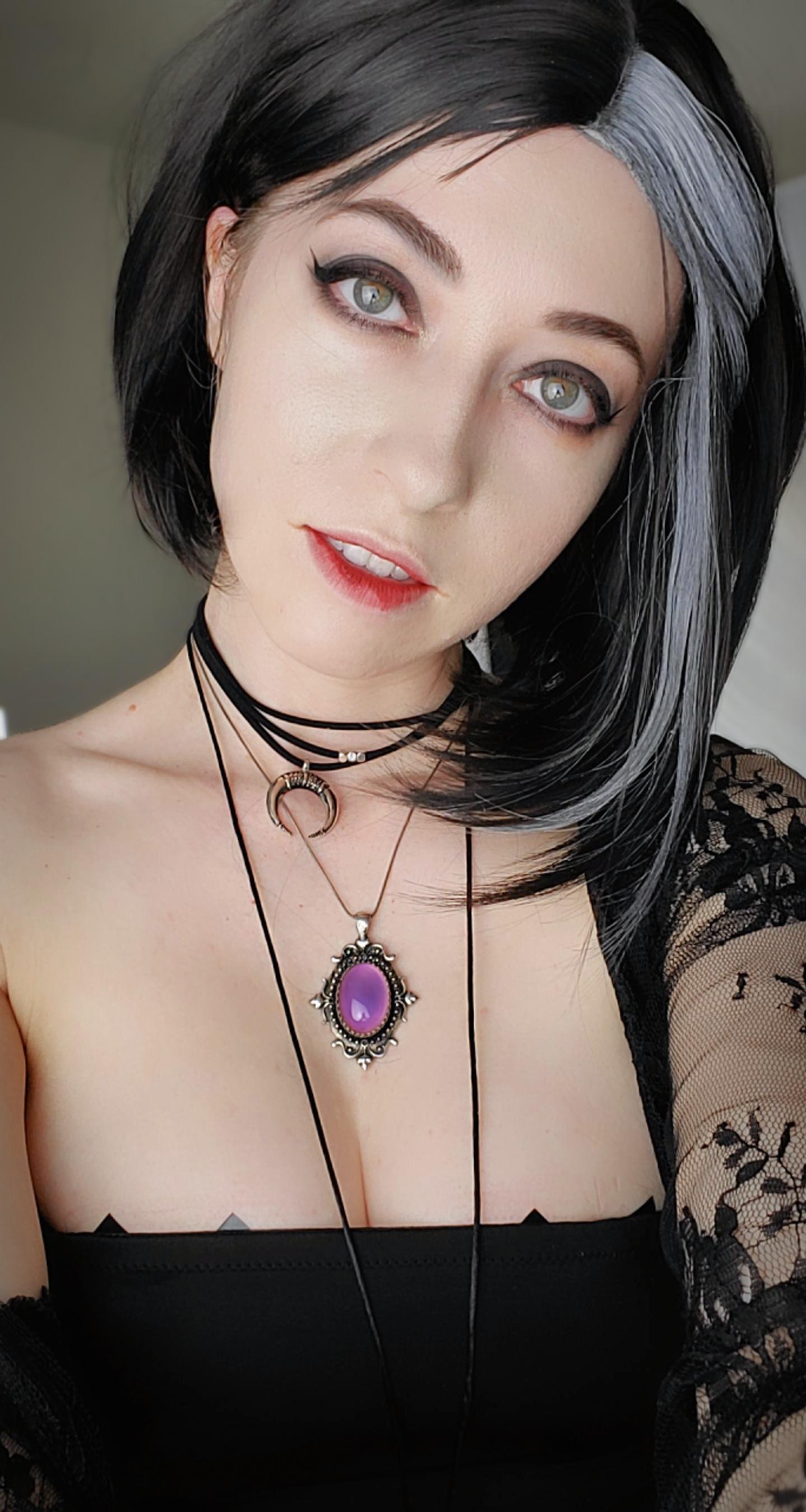 Green-Eyed Goth | Scrolller