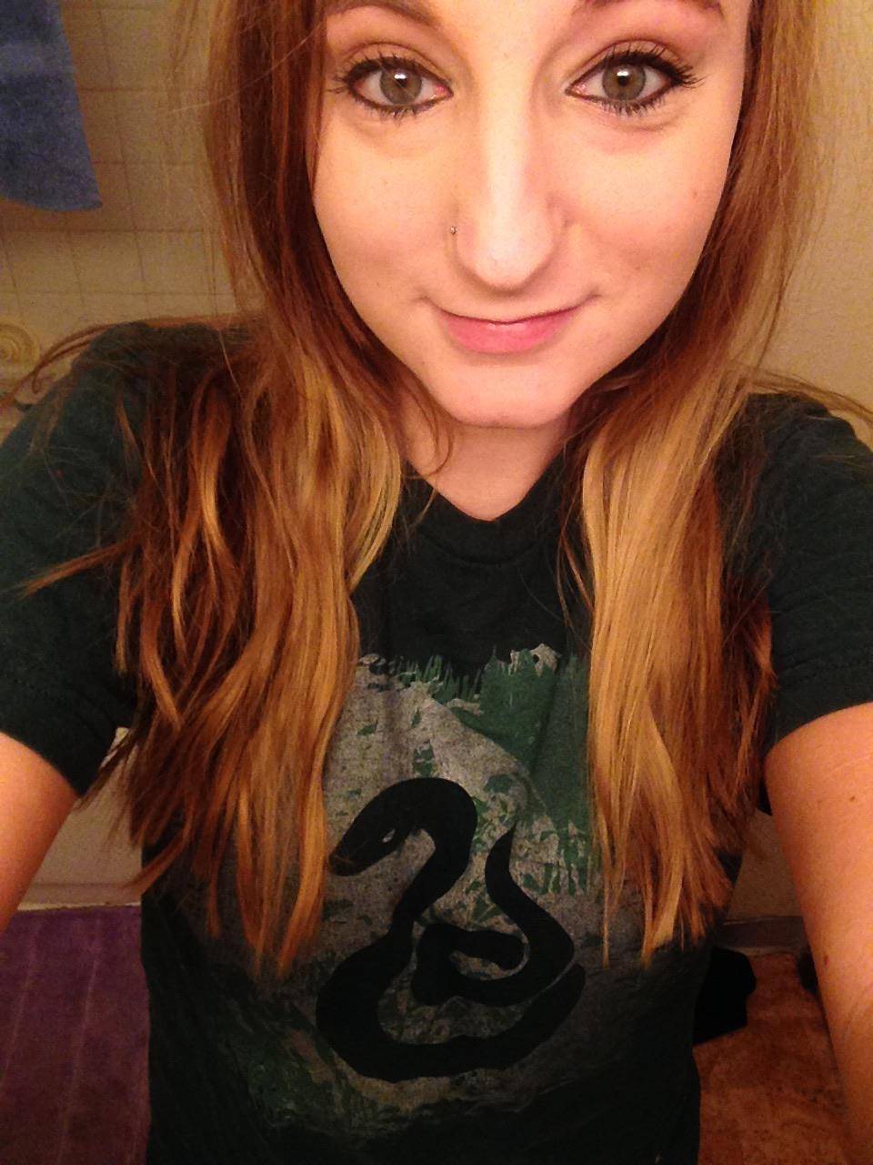 Green eyed slytherin checking in. | Scrolller