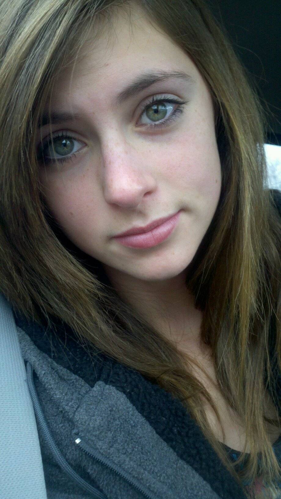 Green Eyes Scrolller