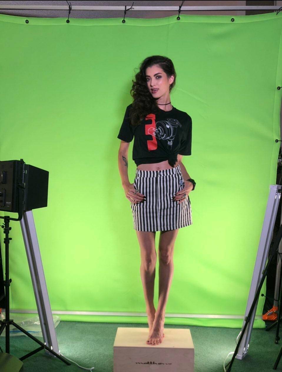 Green Screen | Scrolller