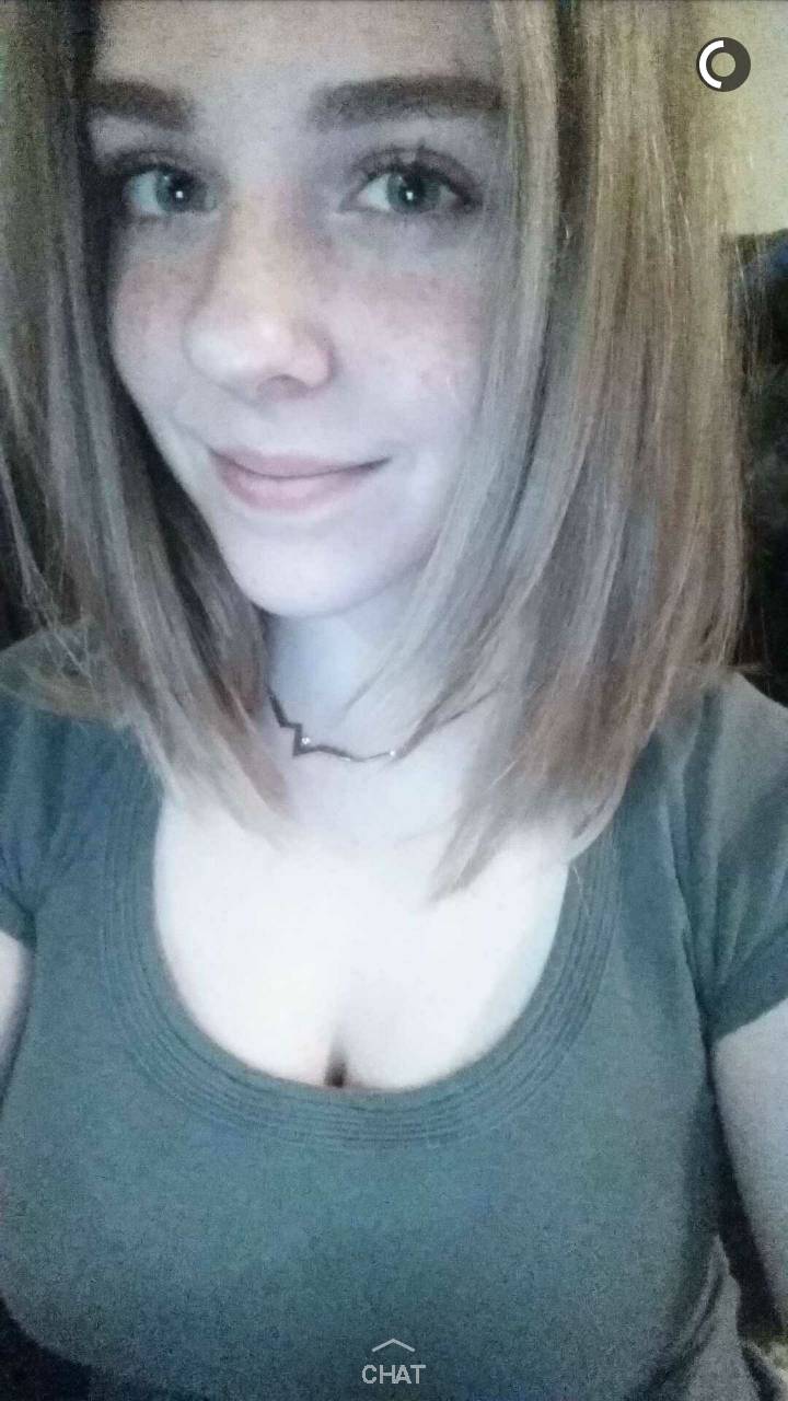 Green top | Scrolller