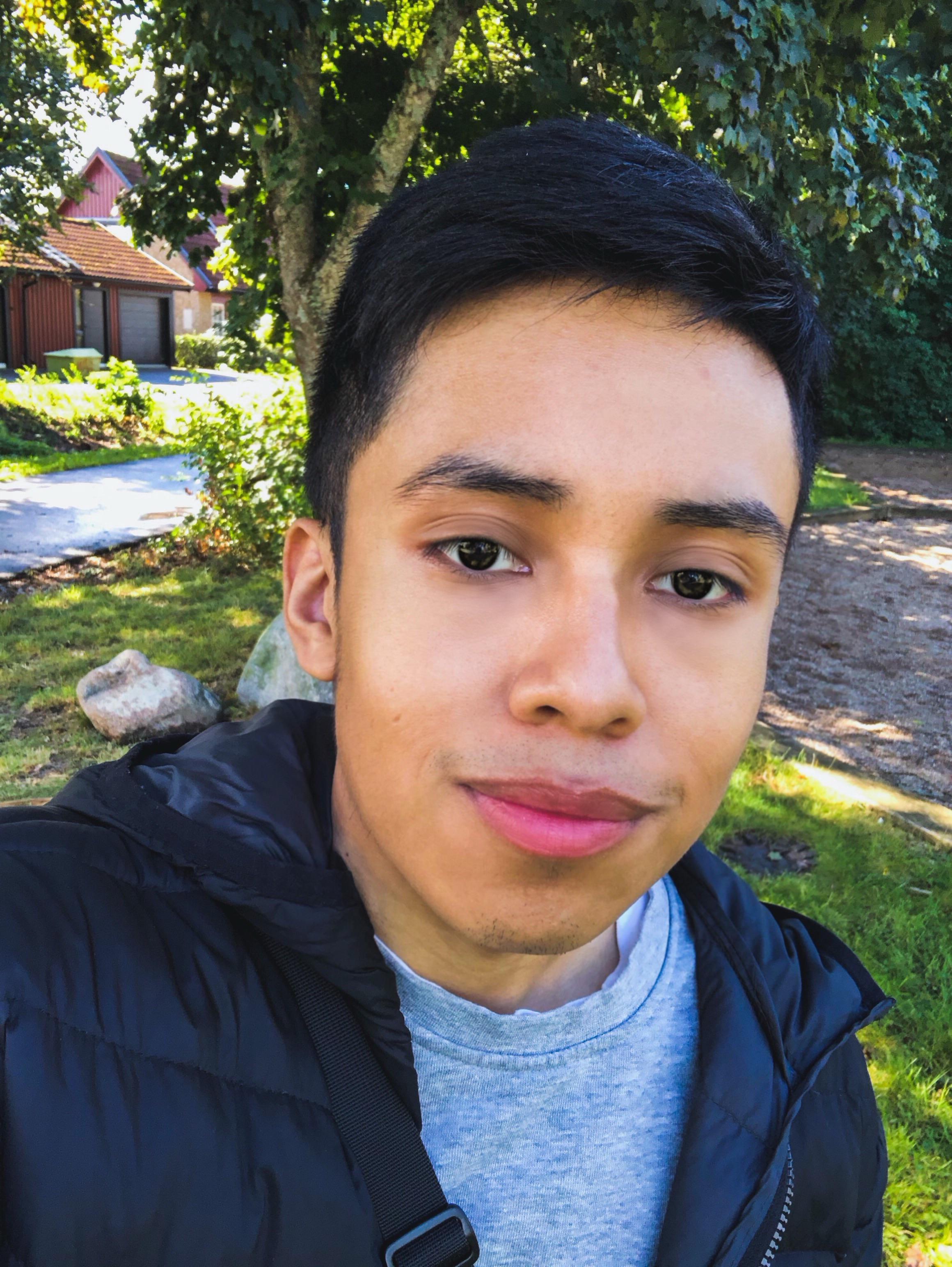 Guess my age :) | Scrolller