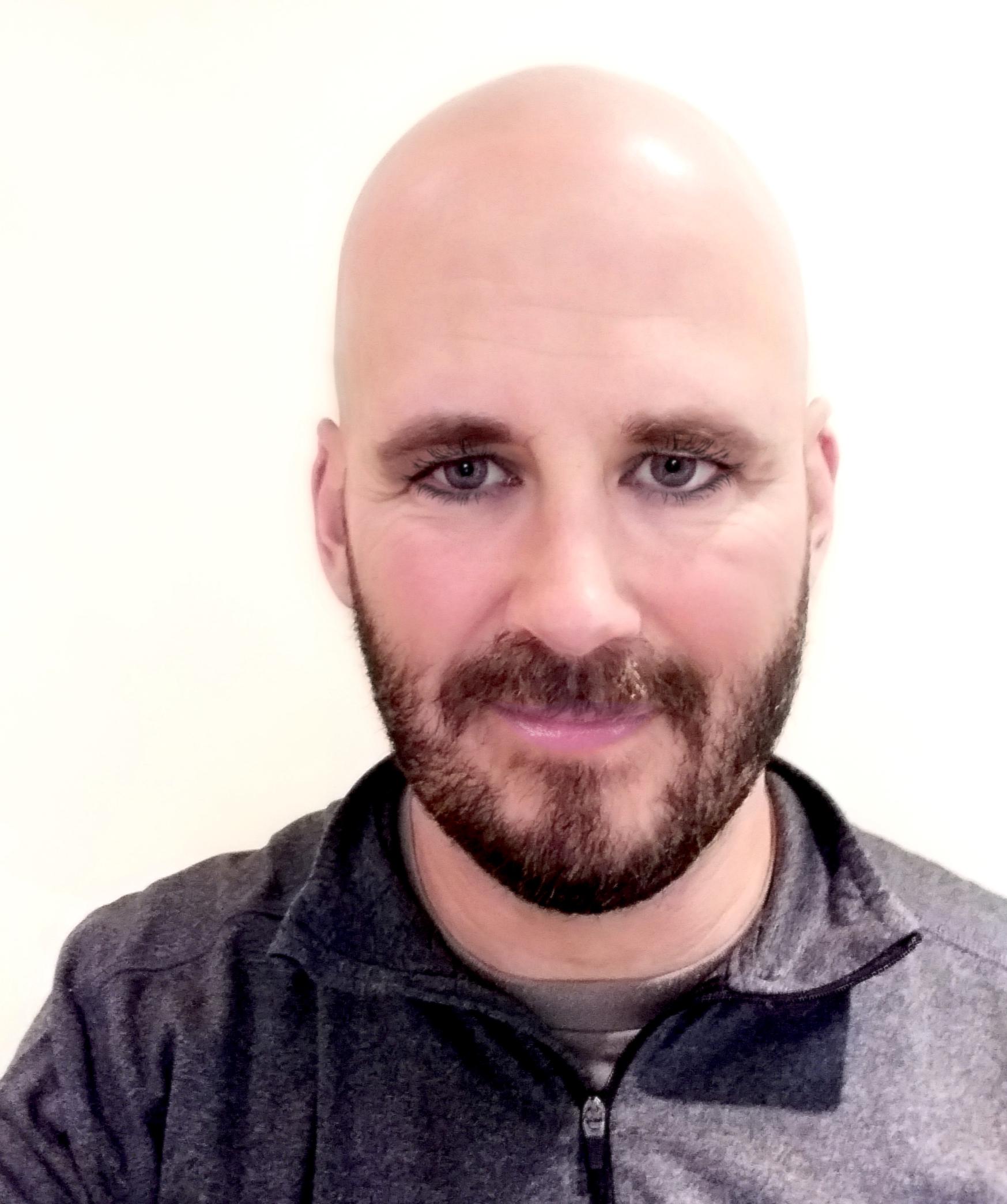 Guyliner and a shiny dome. | Scrolller